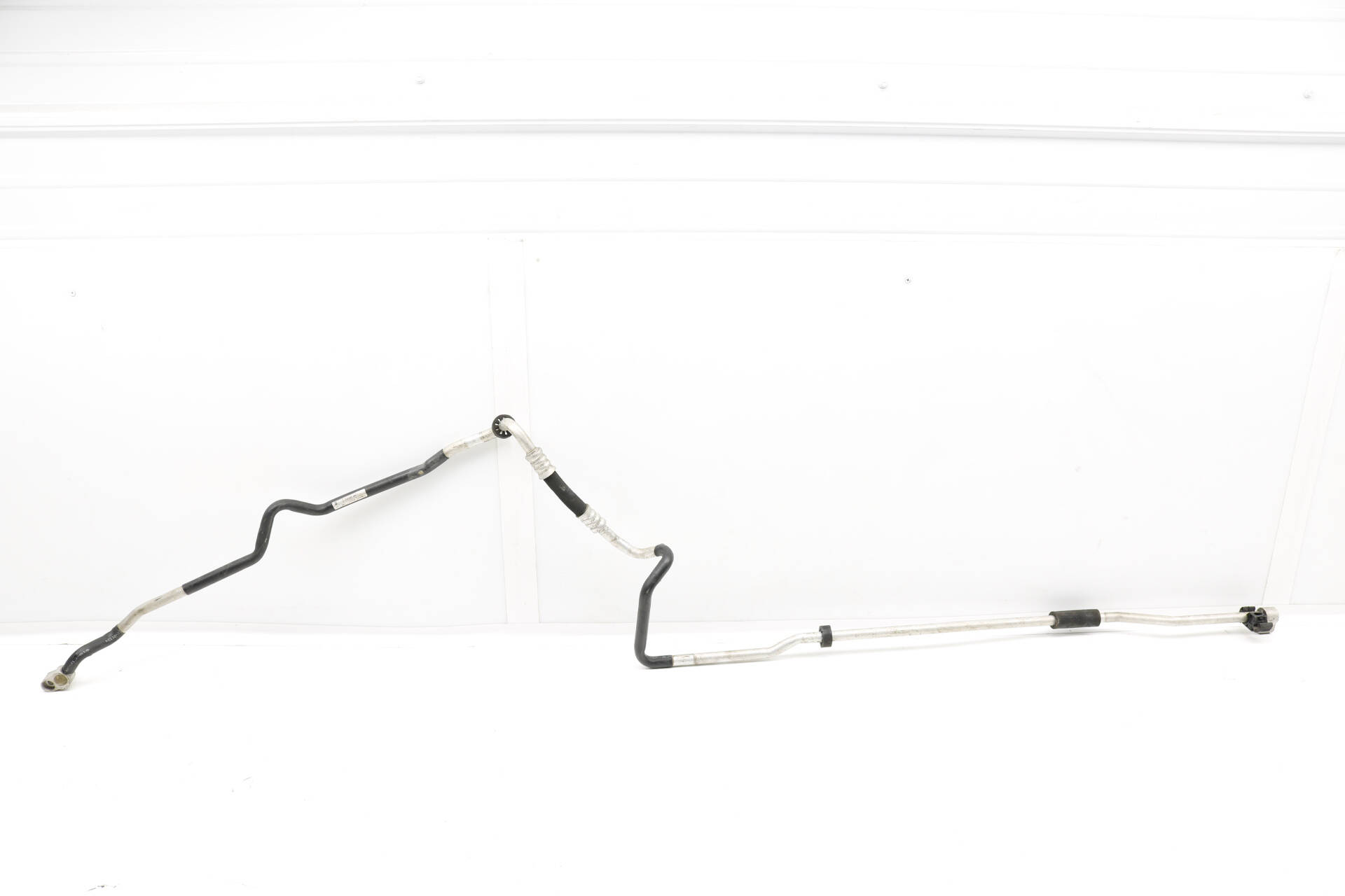 Audi Ac Line / Hose / Pipe (Q7) 7L6820885F