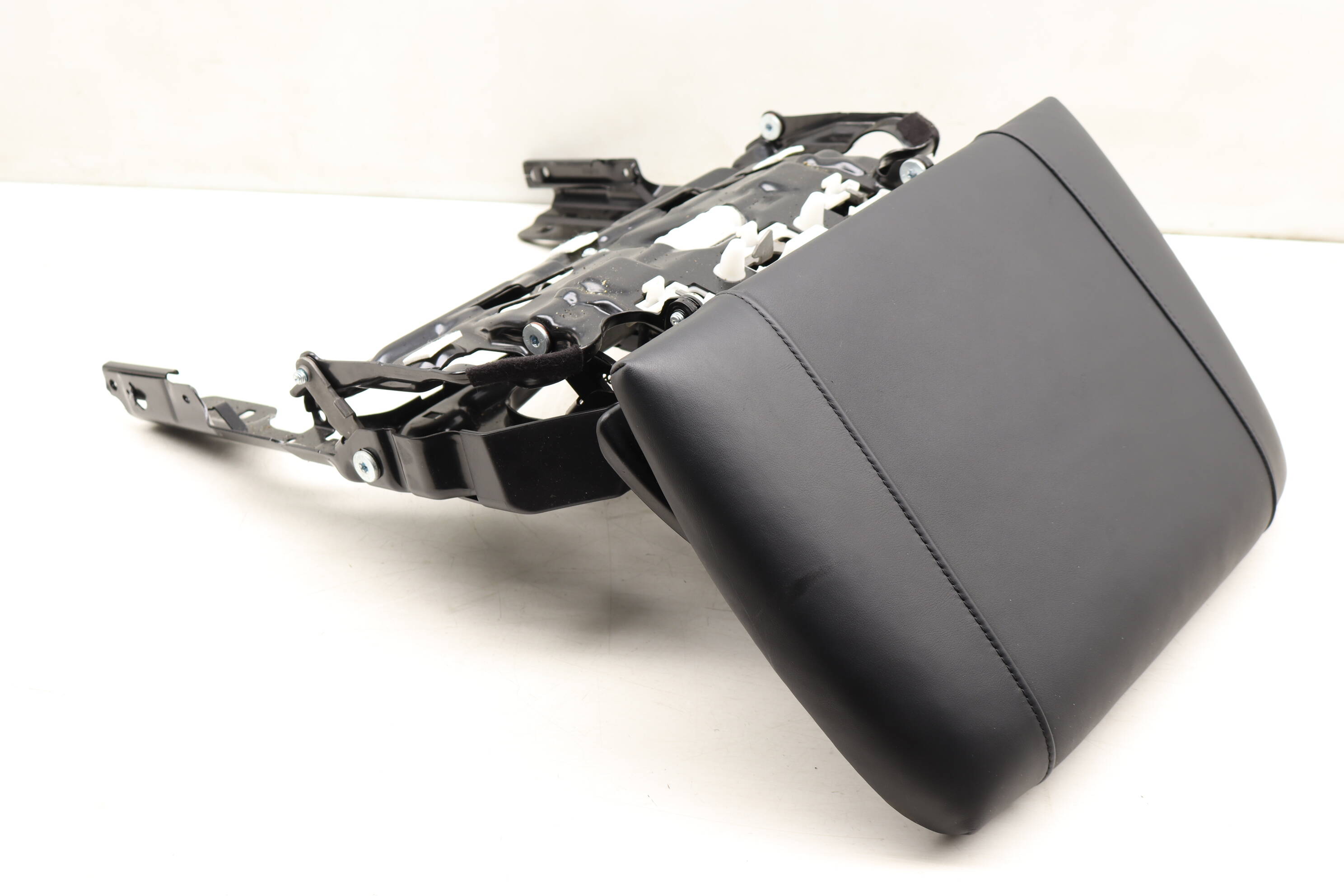 Mercedes-Benz Seat Leg Support Cushion Assembly 2229240100