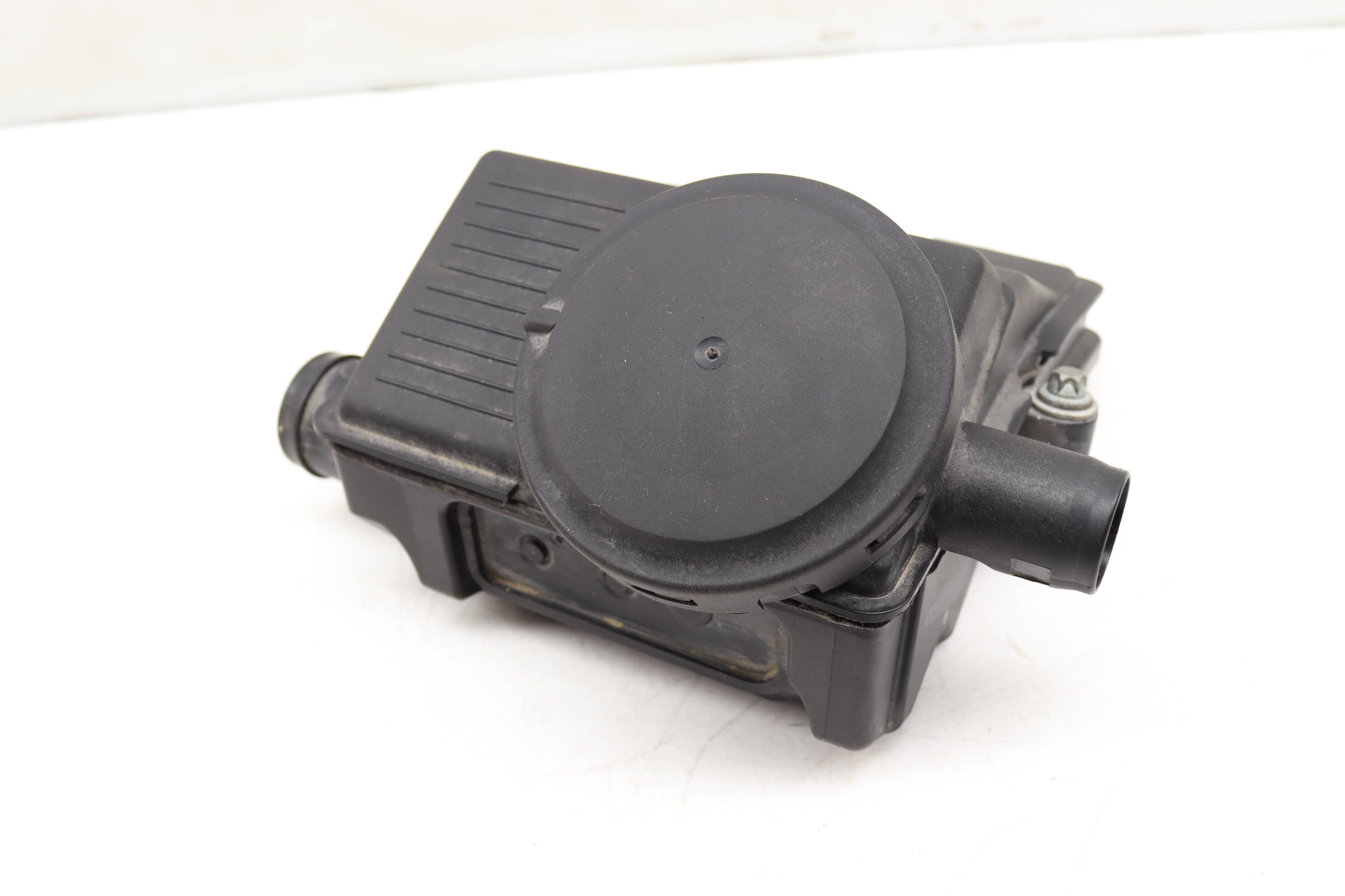 Porsche Engine Oil Separator (Panamera, Cayenne) 94810713520