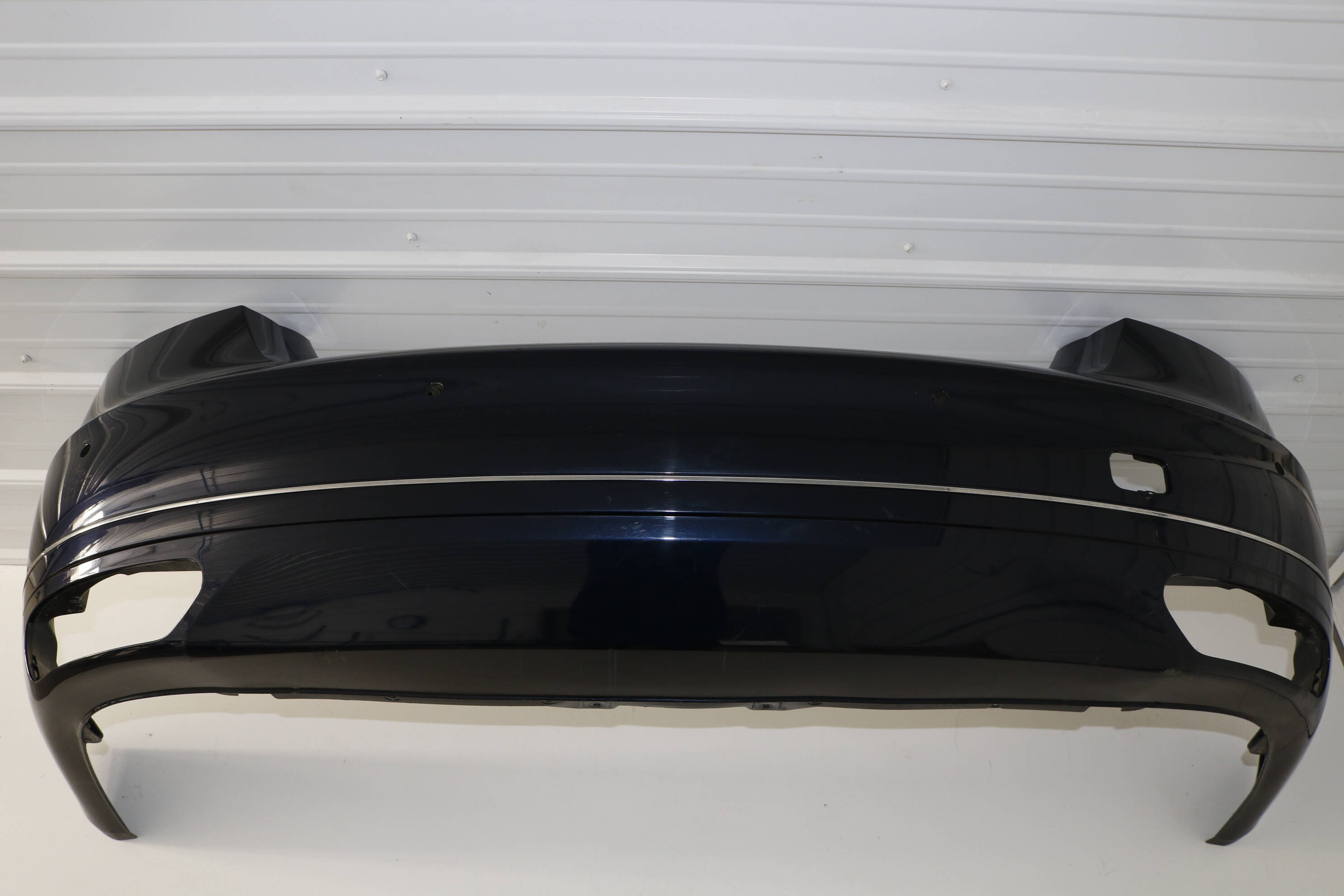 REAR - BUMPER COVER W/ LOWER VALANCE - AUDI A8 - 4H0807067A
