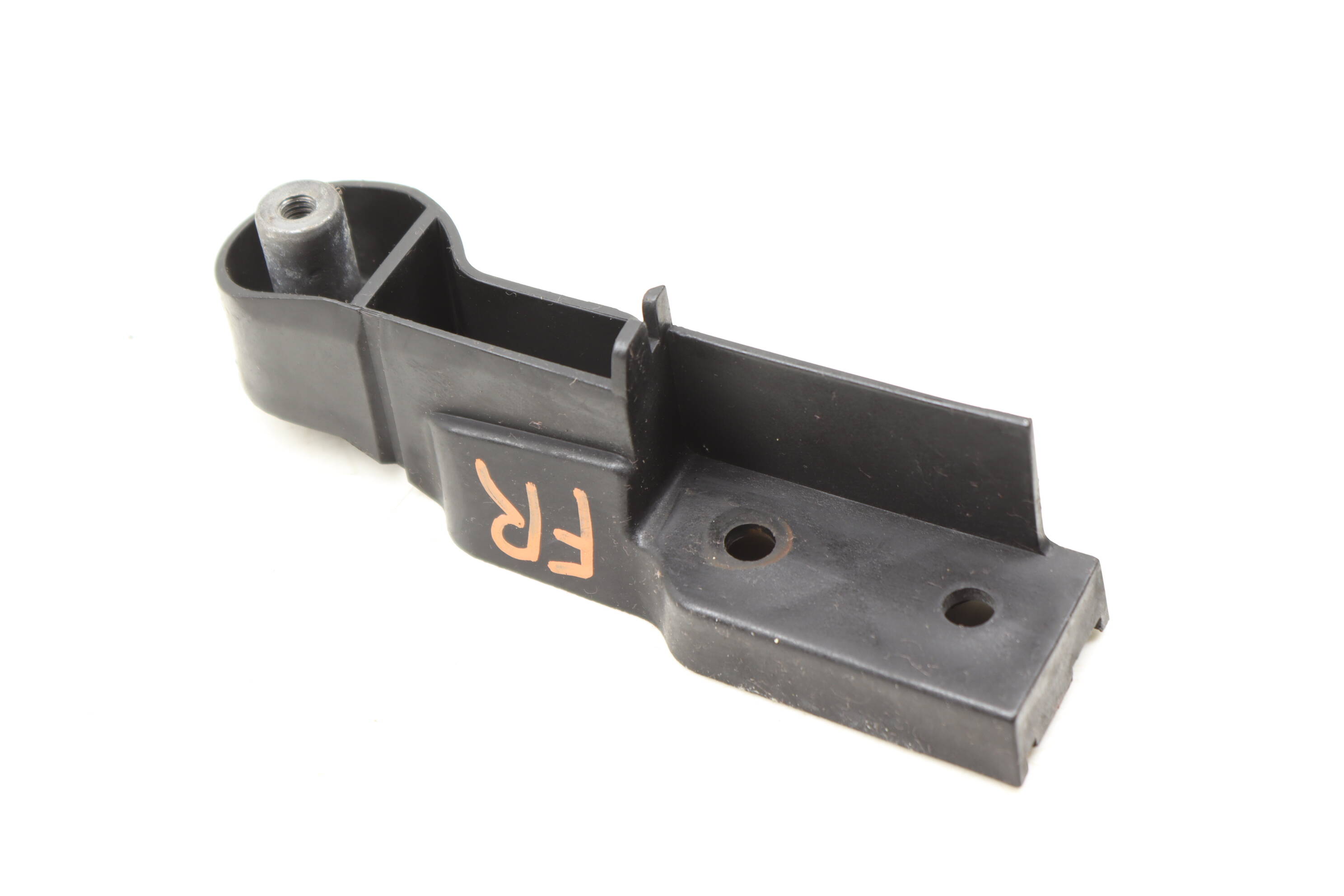 FRONT RIGHT - UPPER BUMPER COVER BRACKET - AUDI A6 S6 - 4F0807772