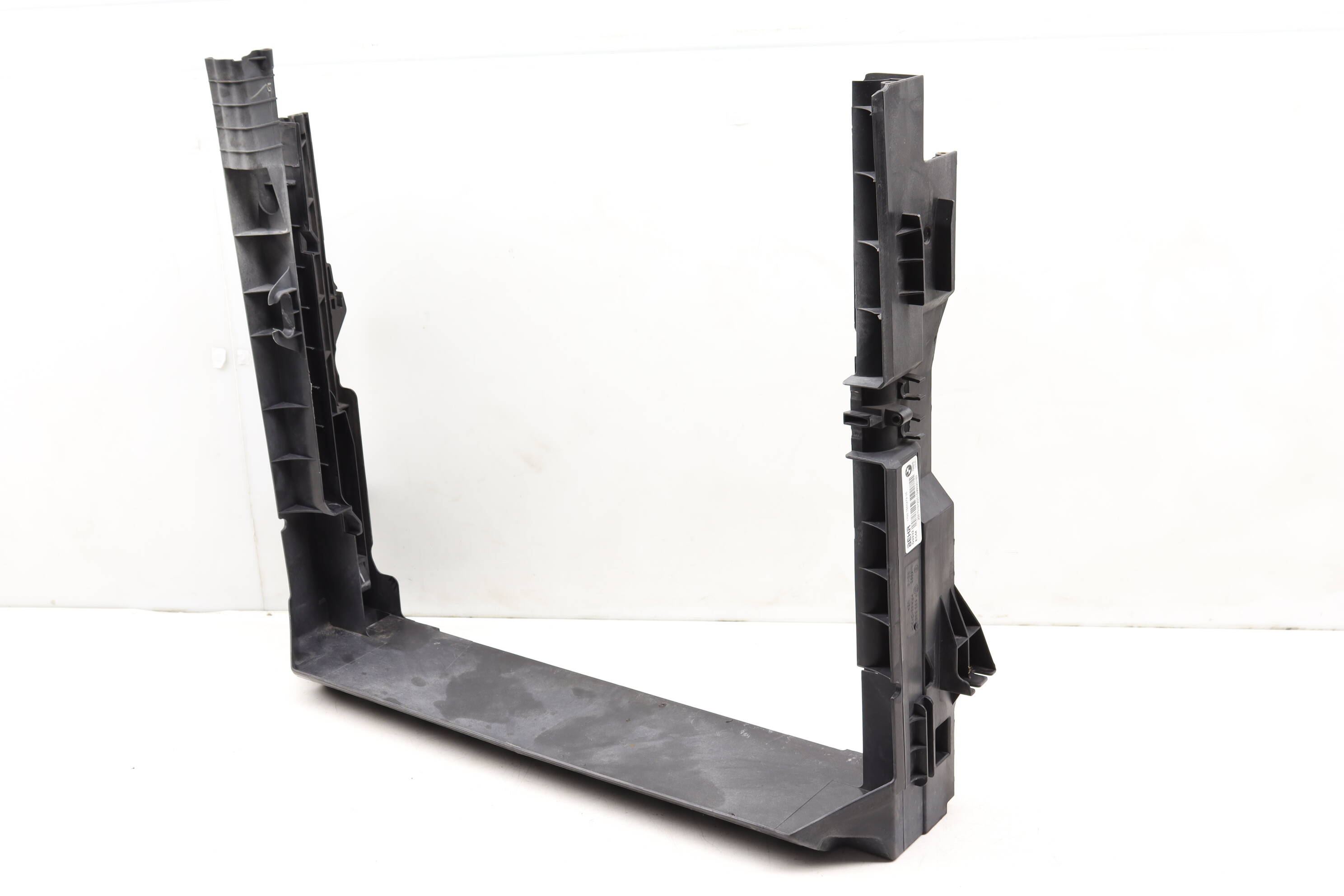 BMW Lower Radiator Carrier / Frame (X5) 17117555272
