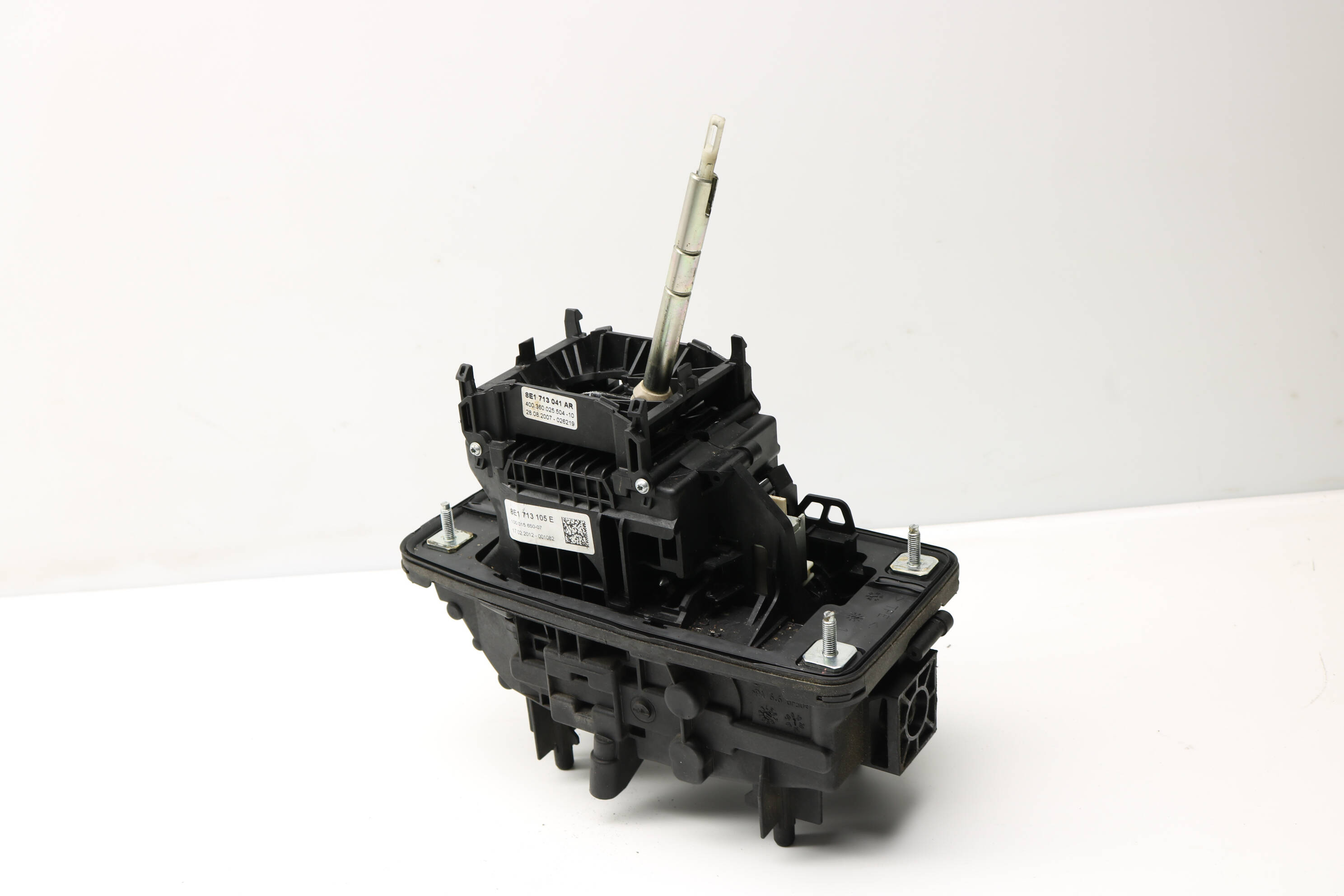 AUTOMATIC SHIFT / SHIFTER ASSEMBLY - AUDI A4 S4 - 8E1713041AR