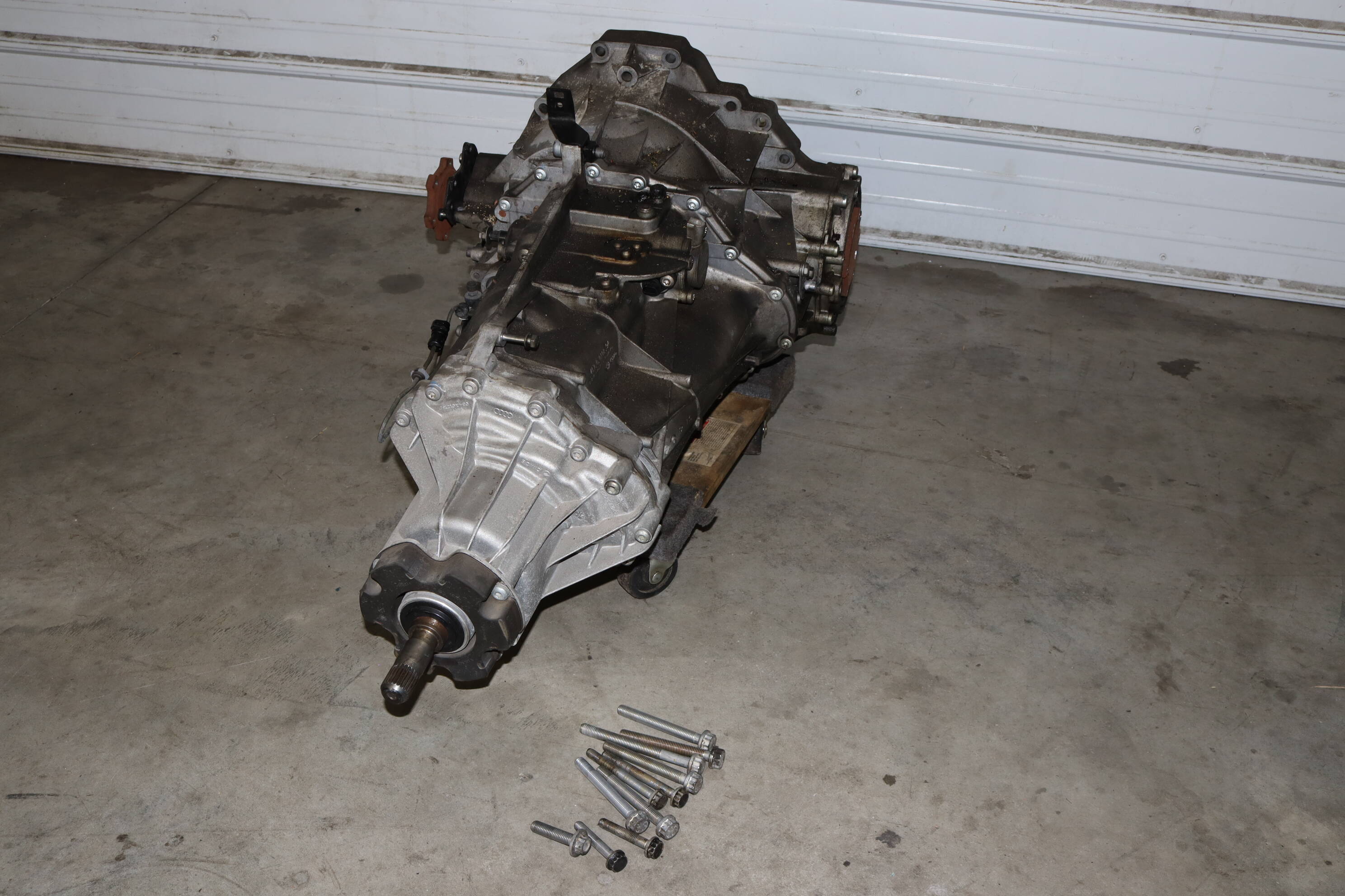 Audi 6-Speed Manual Quattro Transmission - Naa 0B4300027J