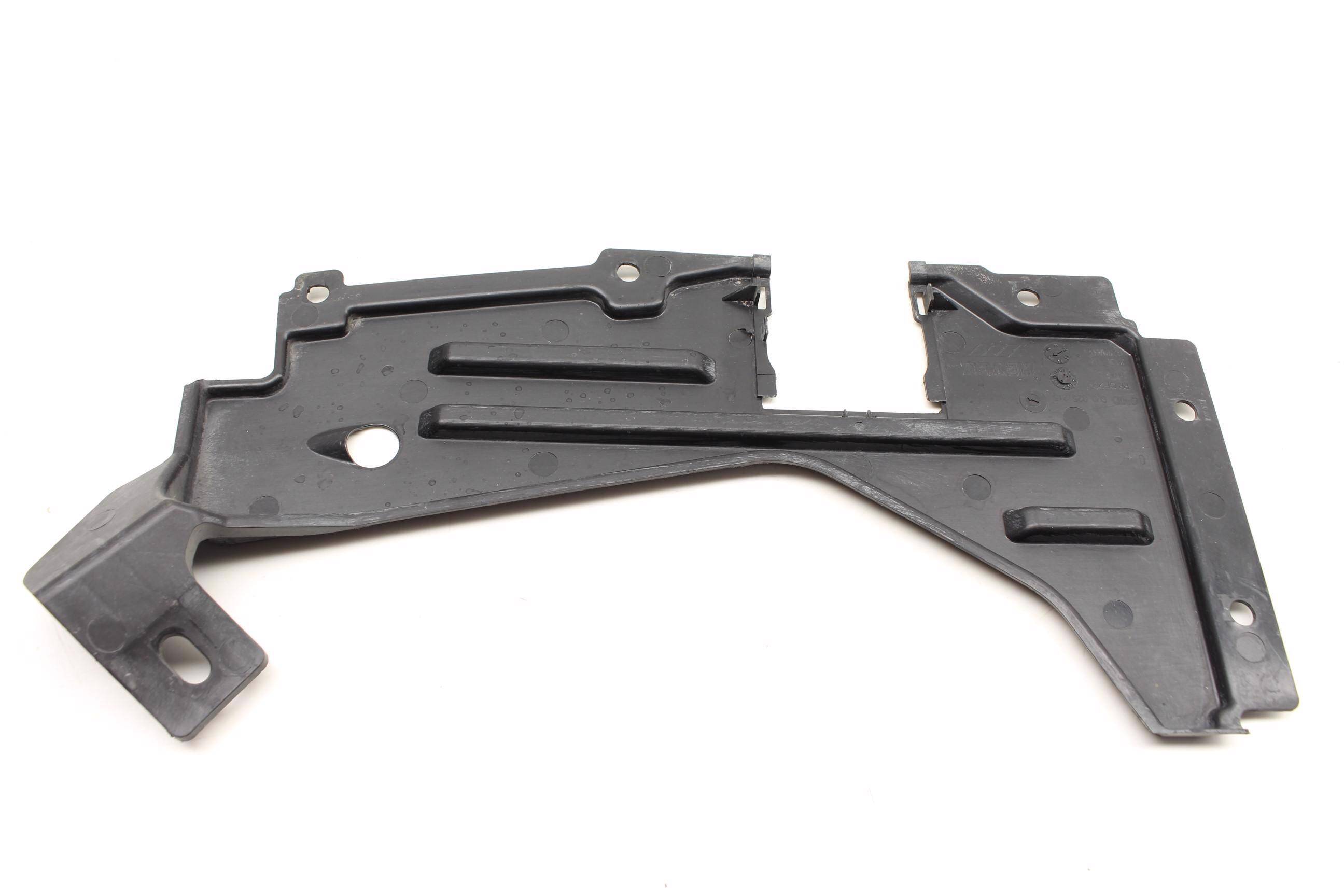 Audi Rear Left Underbody Panel / Cover 8U0825215B