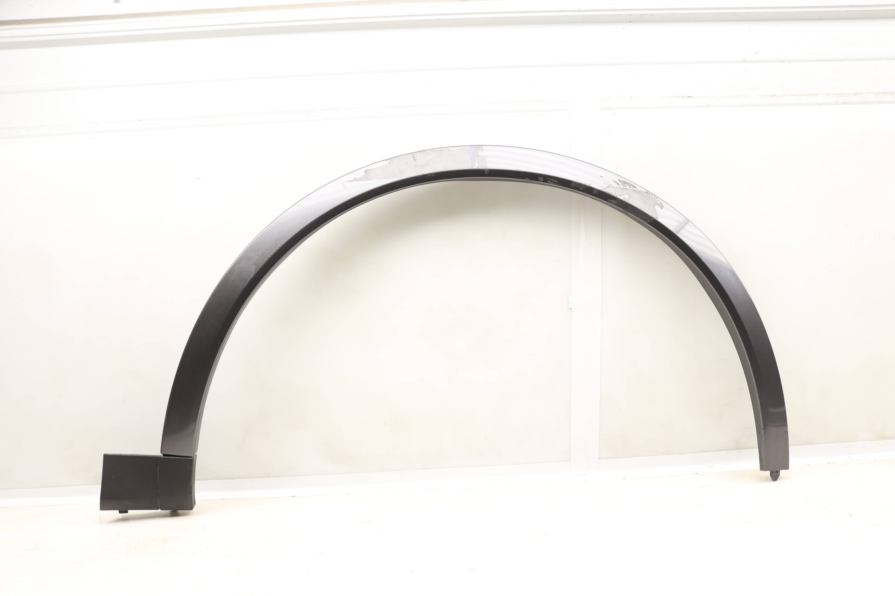 Porsche Front Right Wheel Fender Flare Trim / Molding 9Y0853718K