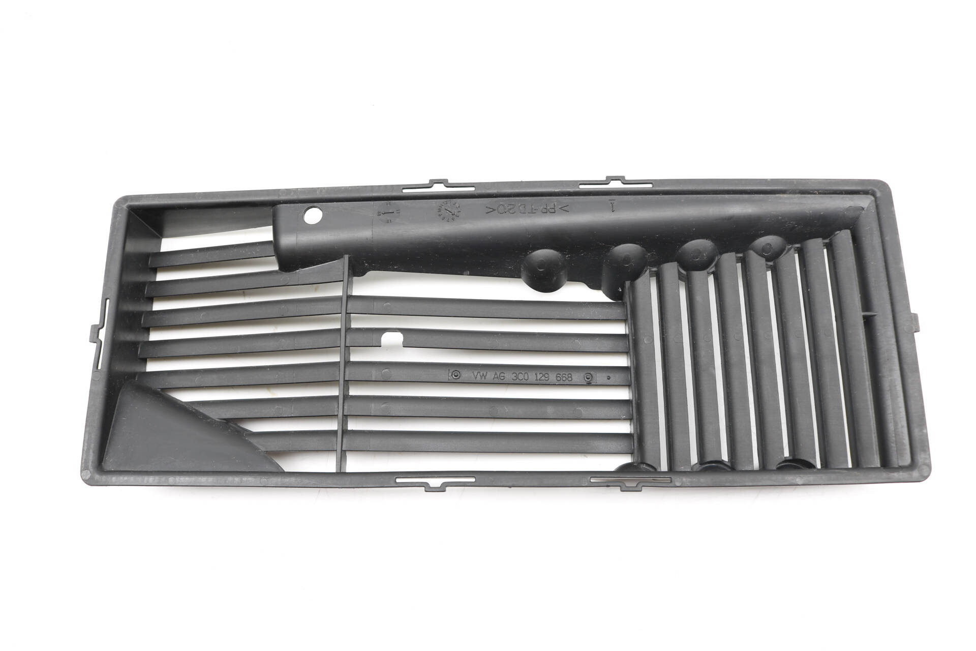 VW Engine Air Filter Box Insert / Grille 3C0129668