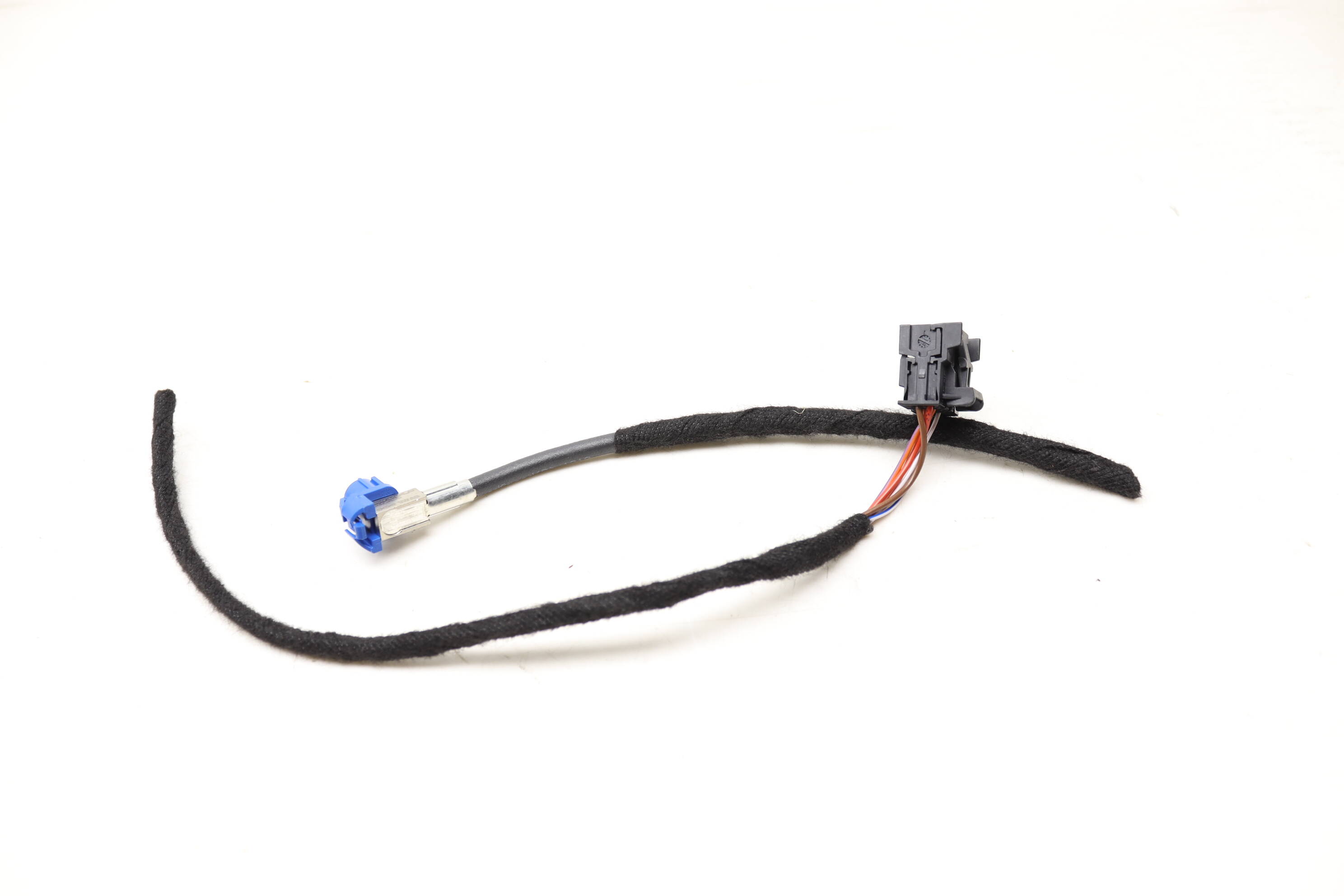 VW Touchscreen Radio / Mmi Display Wiring Harness Connector