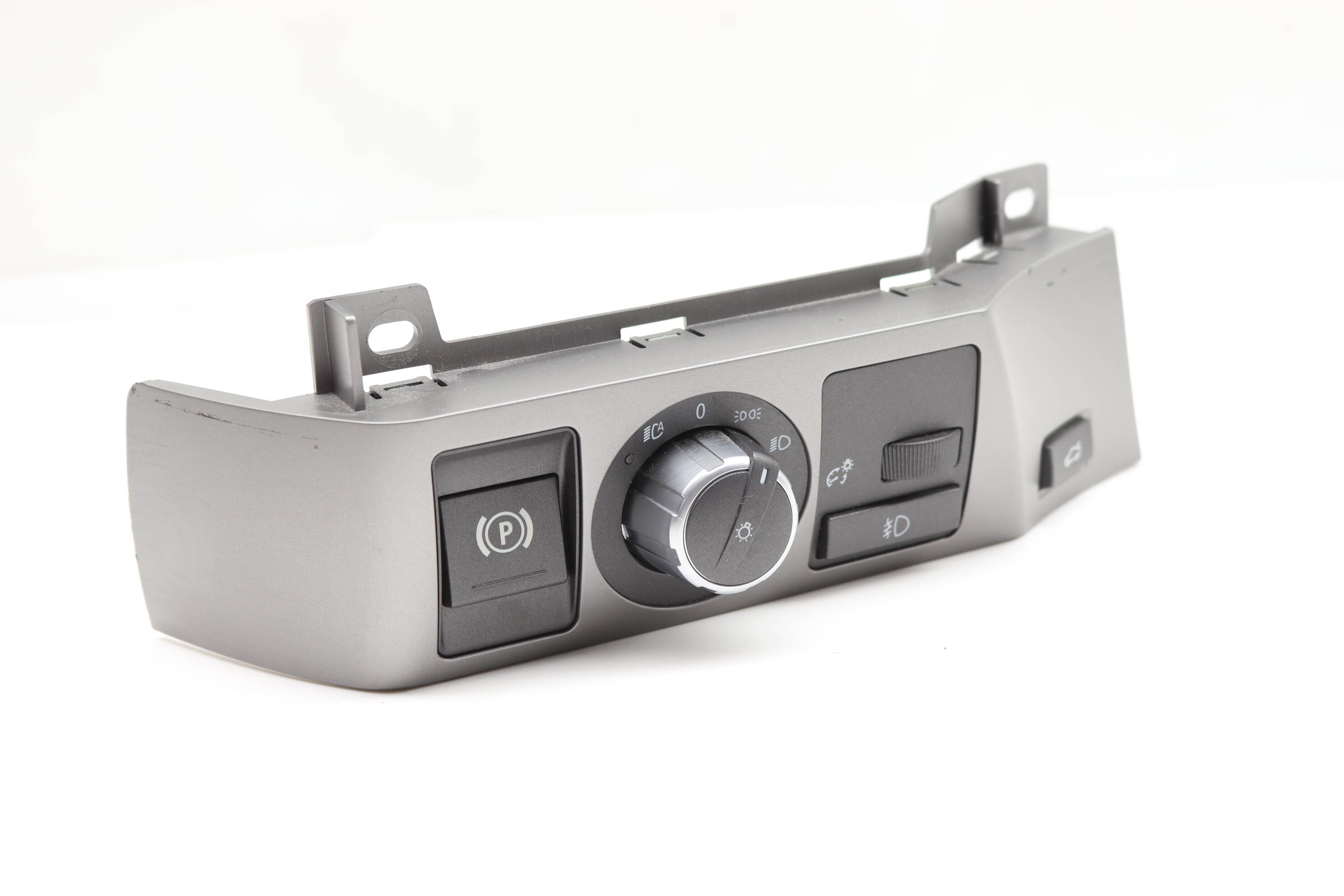 BMW Headlight / Parking Brake / Trunk Switch Assembly 61316941995