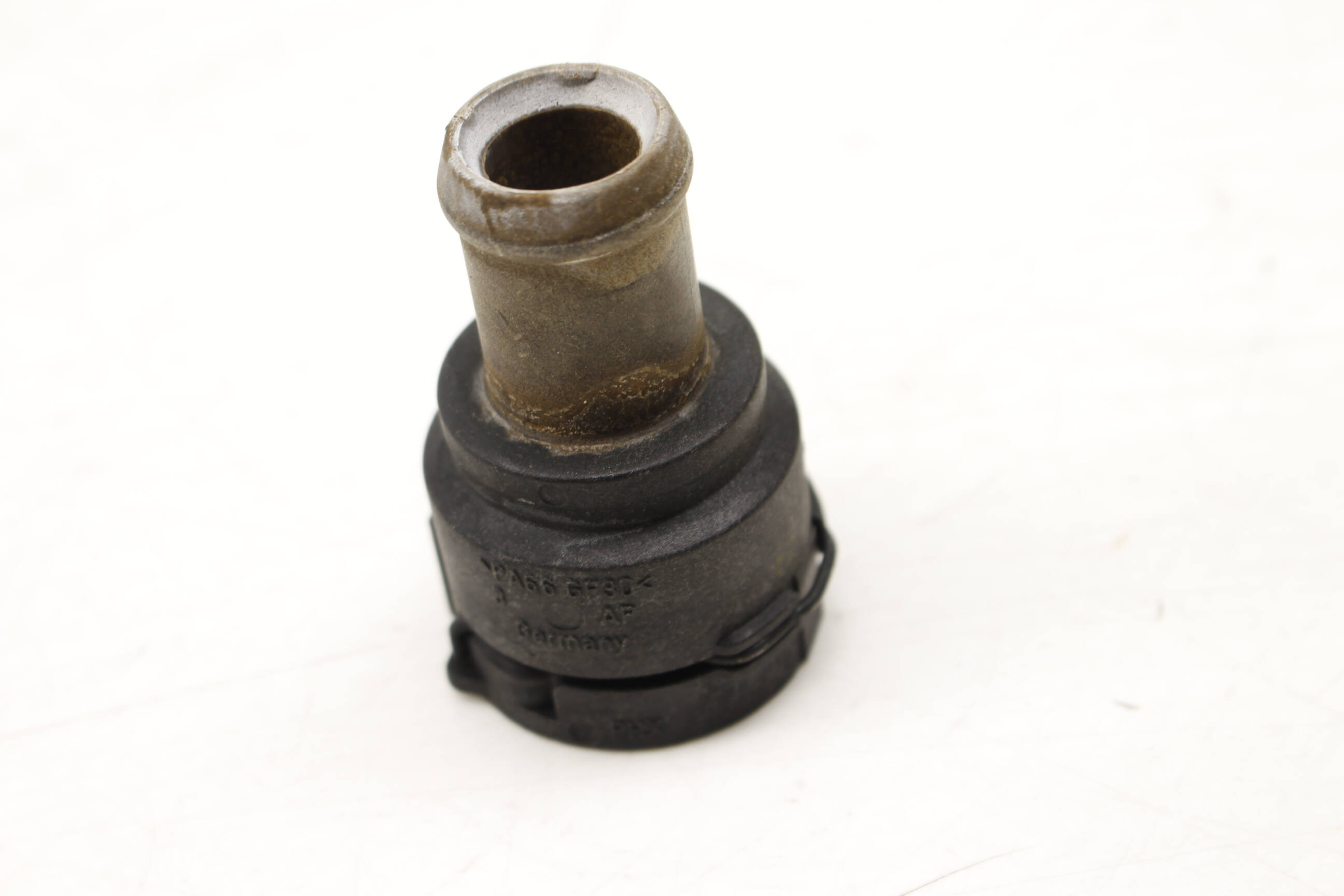 Audi Coolant T Hose Adapter / Connector N90794401