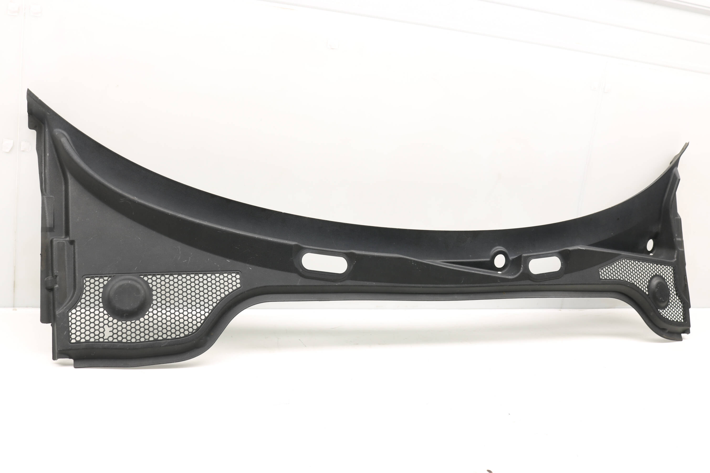 FIREWALL ENGINE BAY / WINDSHIELD COWL COVER - AUDI A3 S3 - 8P1819415E