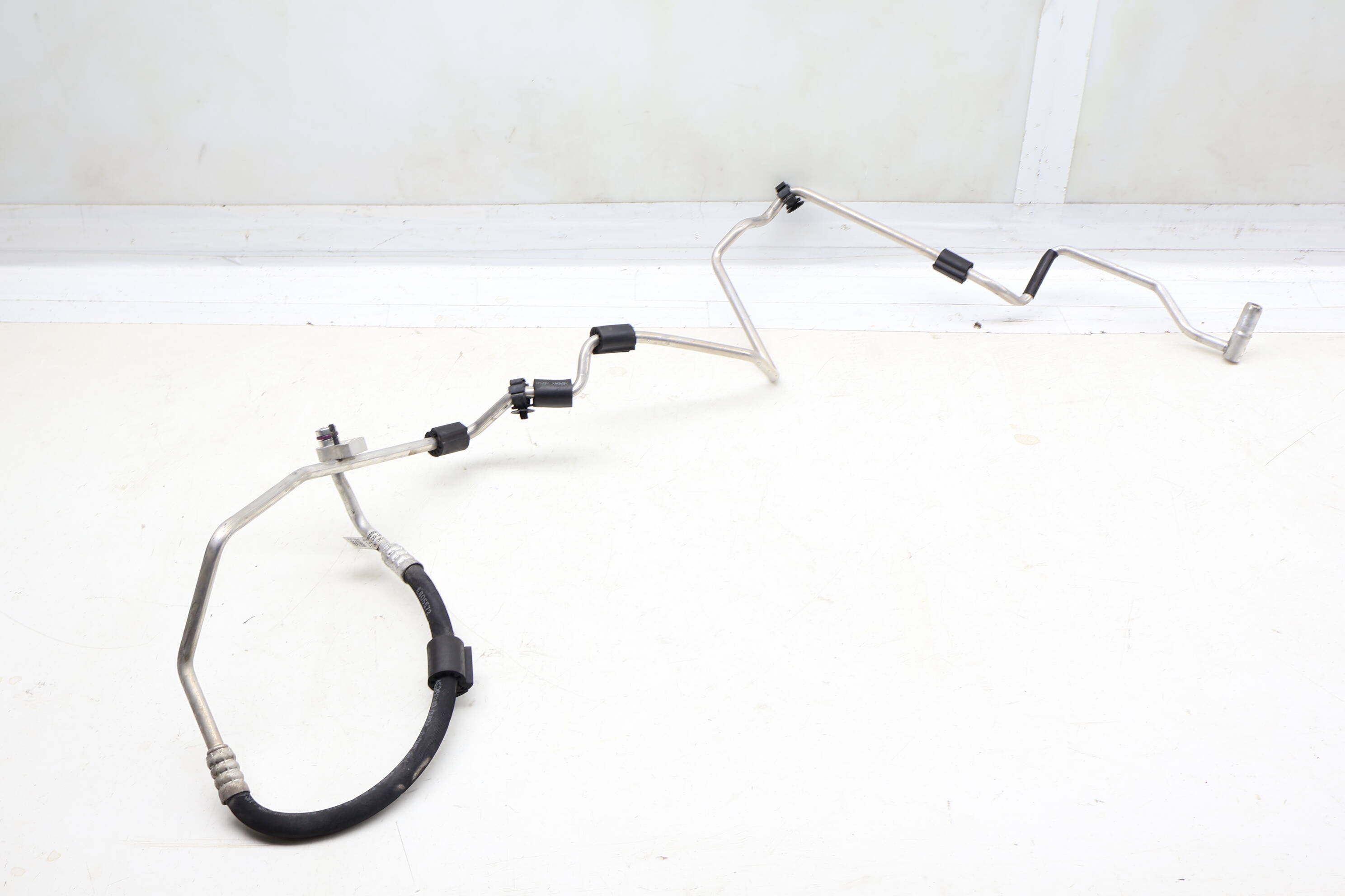 Audi Ac Hose / Line / Pipe 8T0260710F