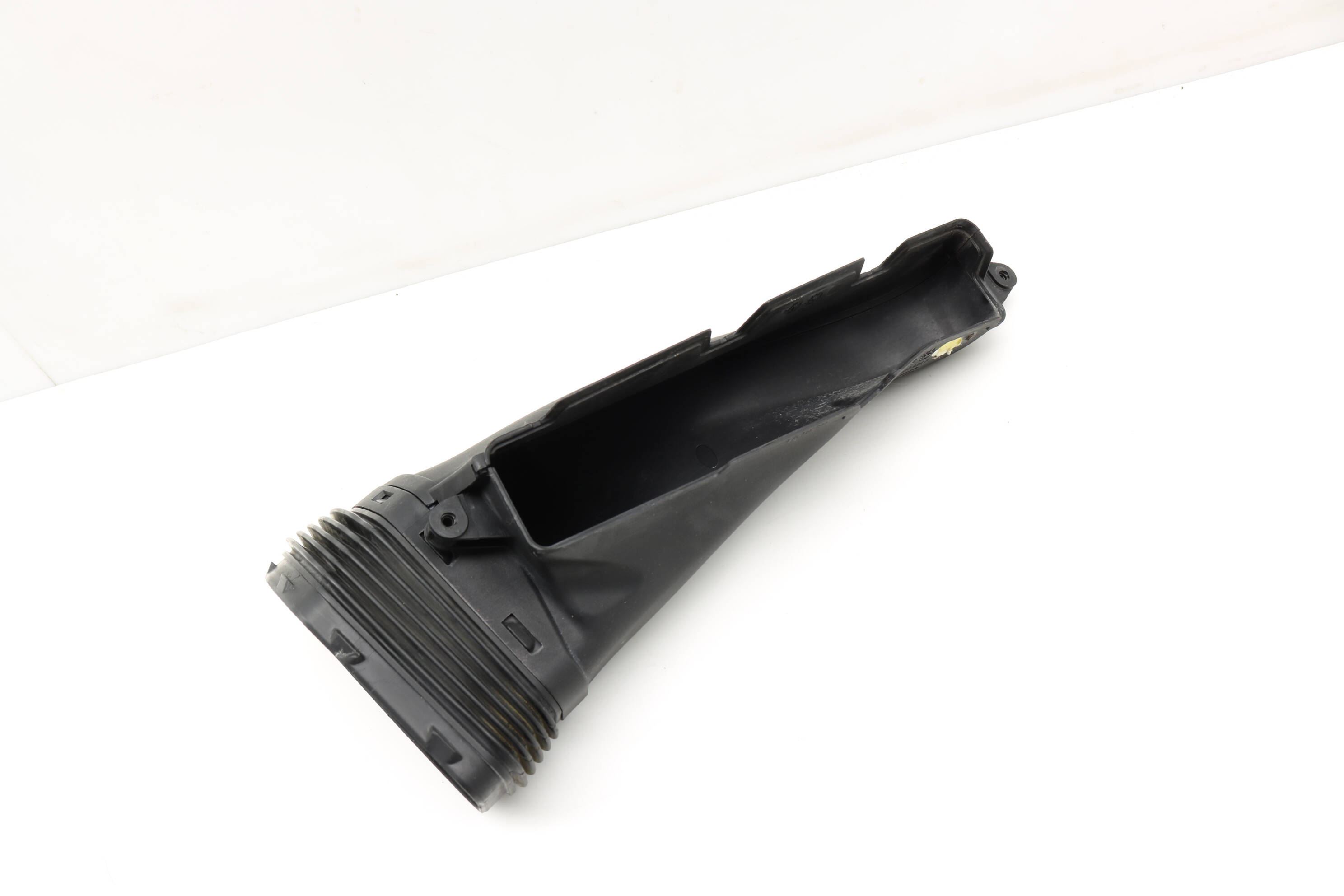 Audi Air Intake Duct (A6, A6 Quattro) 4G0129624F