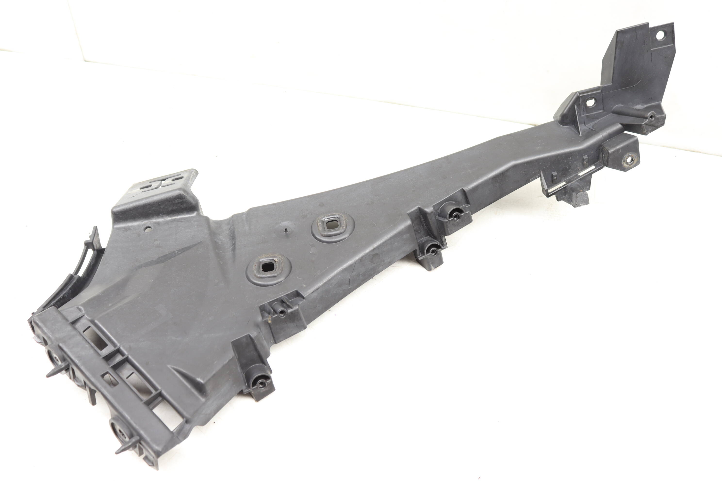 Audi Front Left Bumper Guide / Bracket (Q7) 4L0807283