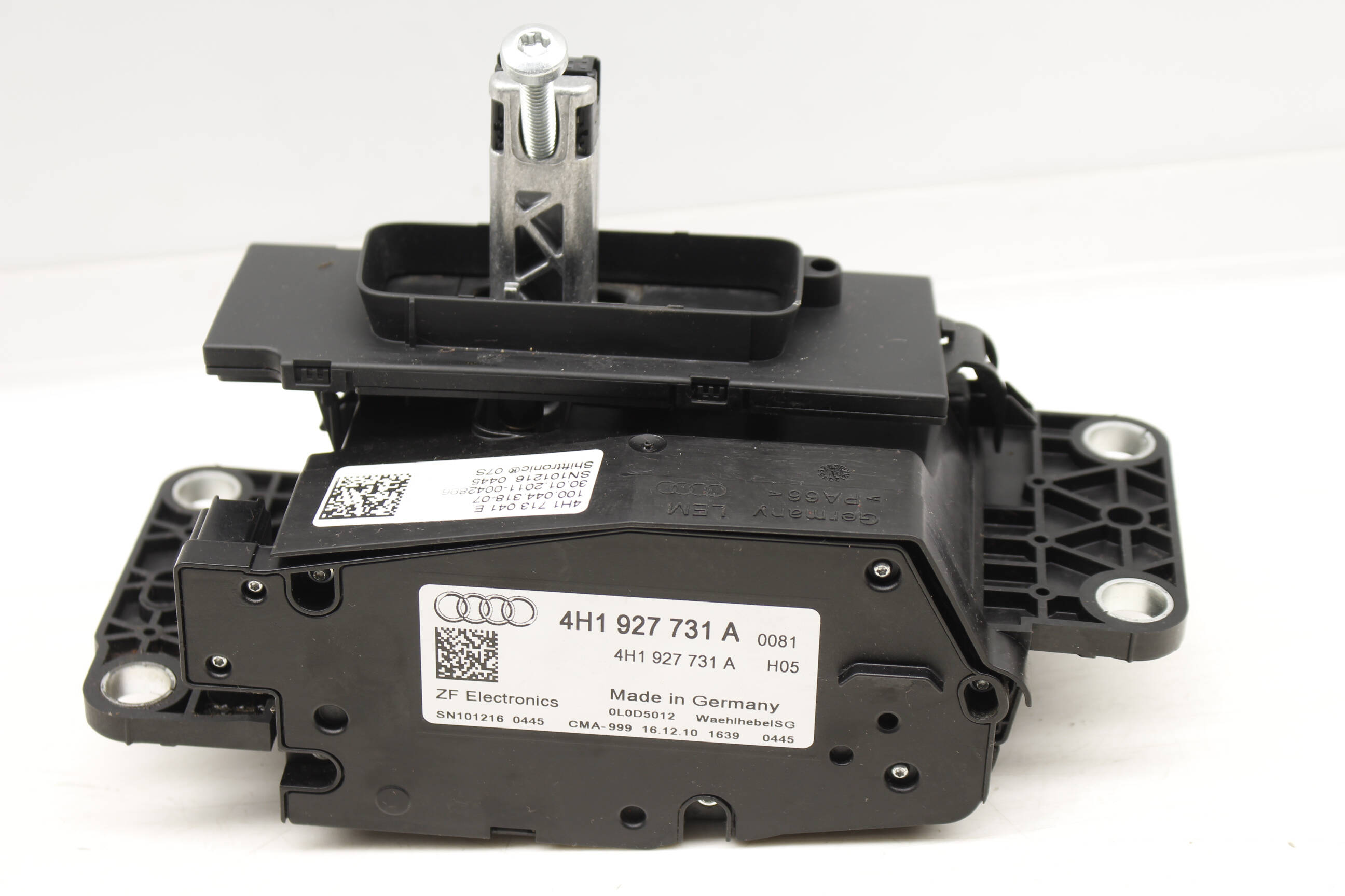 Audi Automatic Shift / Shifter Assembly 4H1713041E