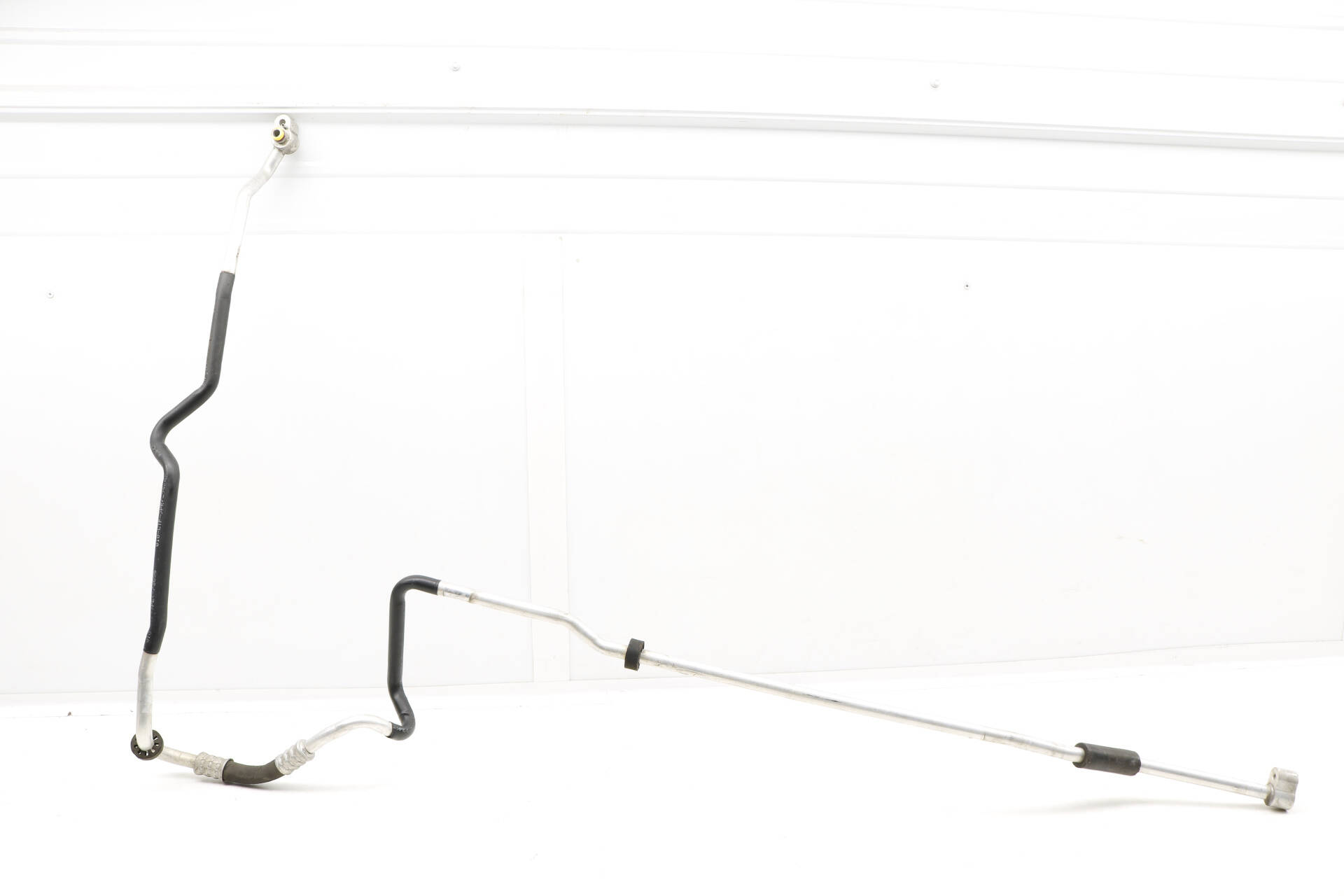 AC HOSE / LINE / PIPE - AUDI Q7 VW TOUAREG - 7L6820885D