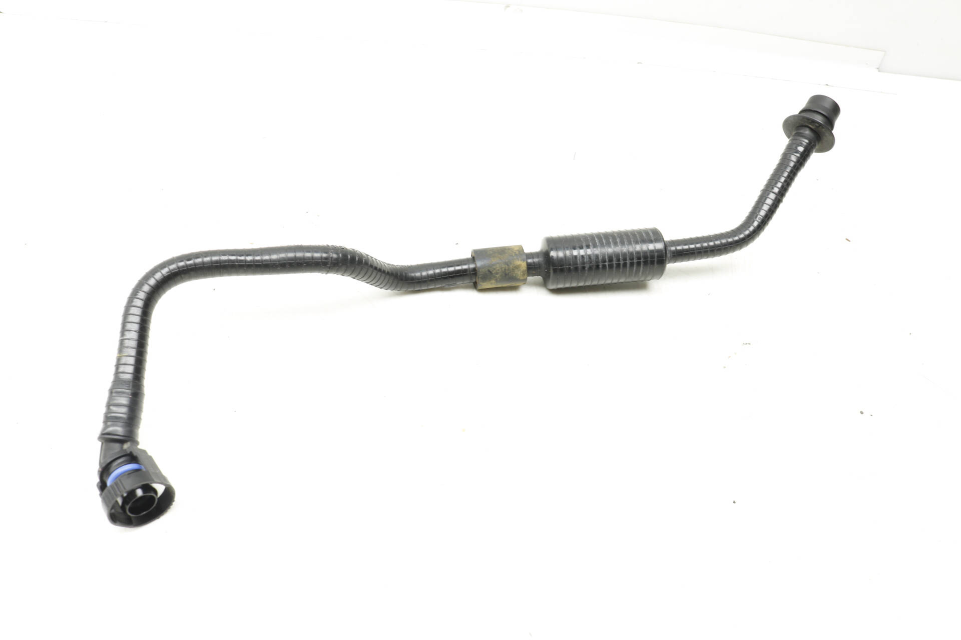 BMW Fuel Tank Breather Line 13907636128