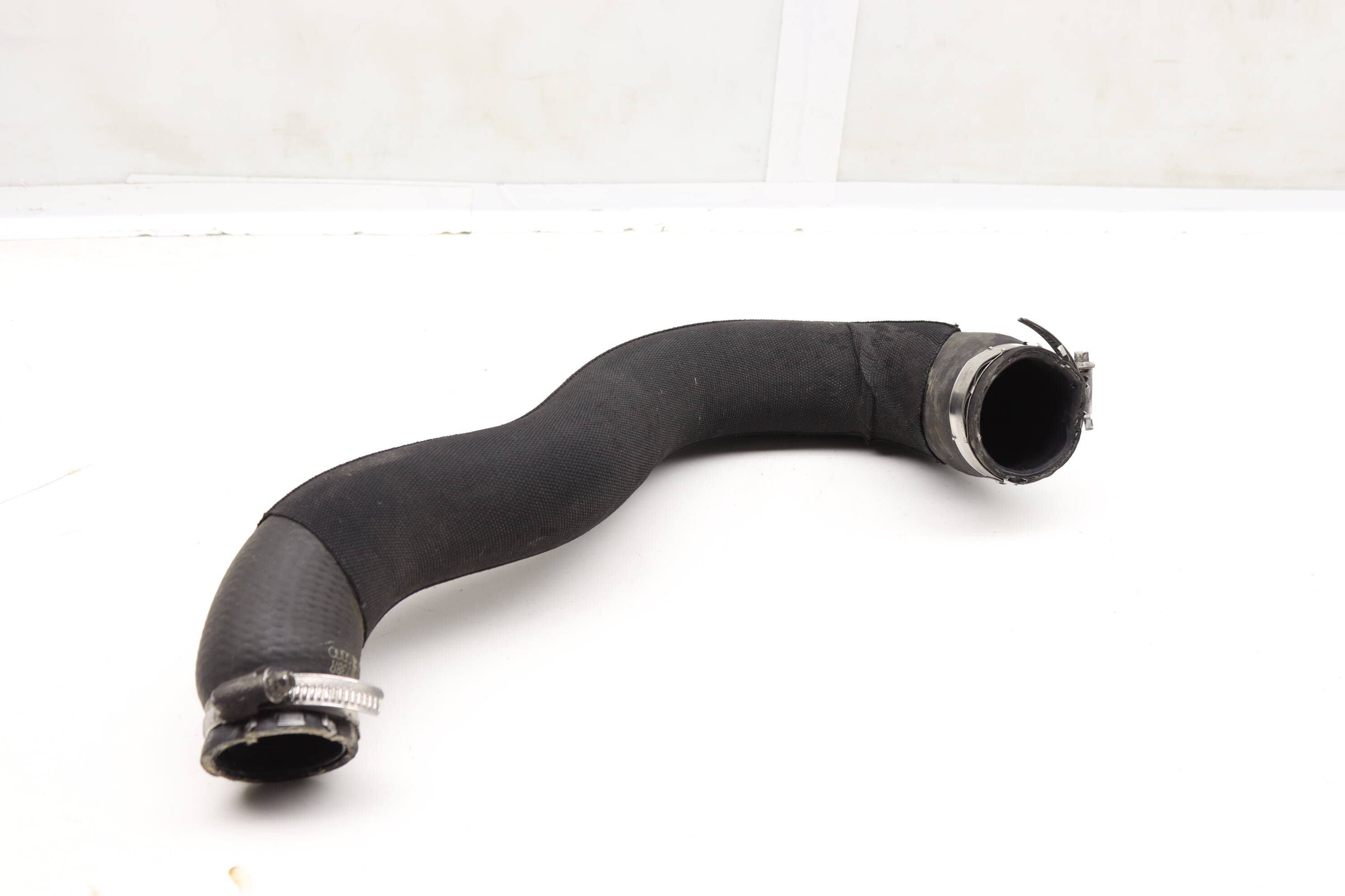 Audi Right Turbo Intercooler Hose (Q5) 8R0145738R