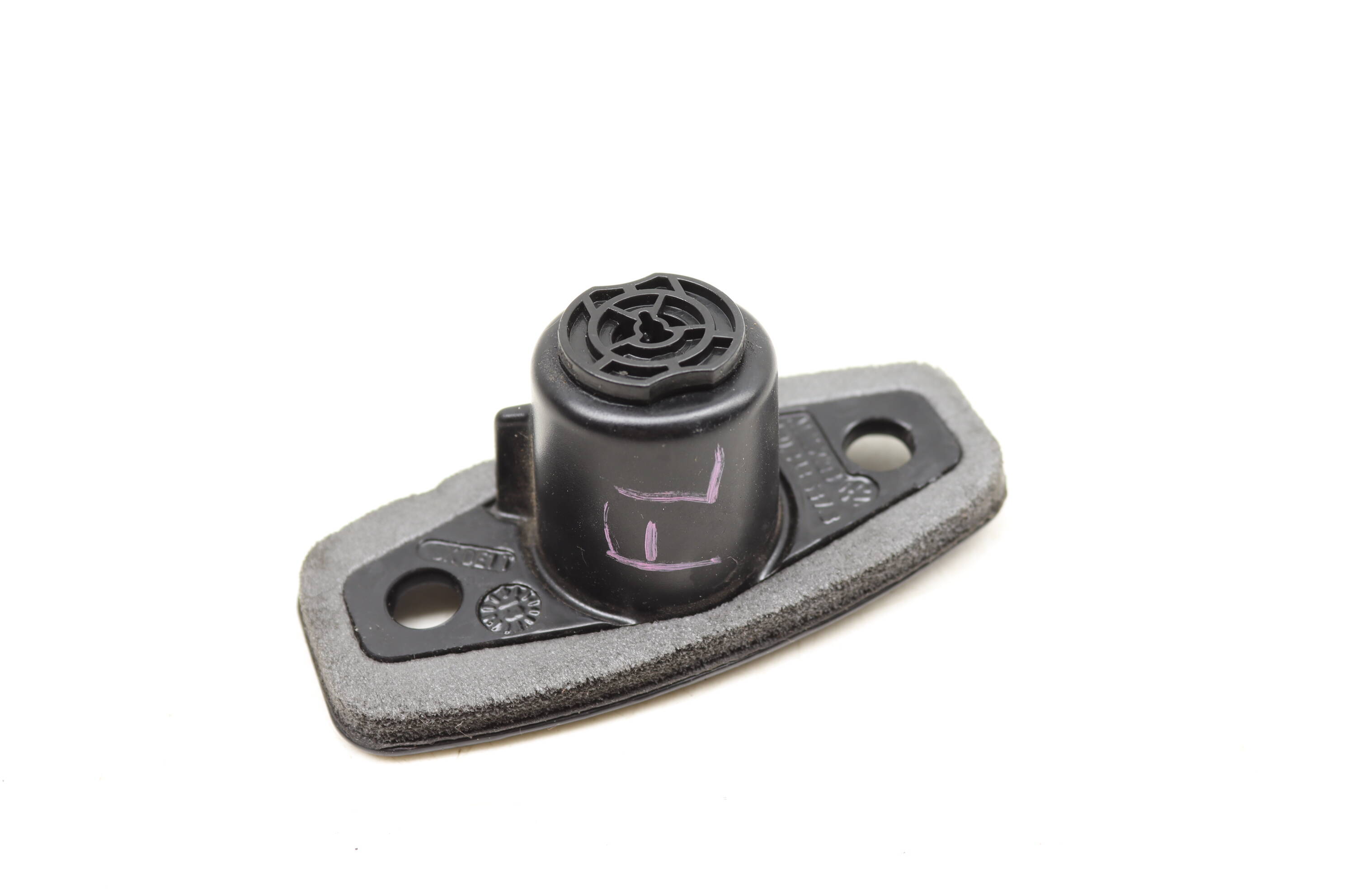 Porsche Left Hood Retaining Plate (Macan) 7N0843637B