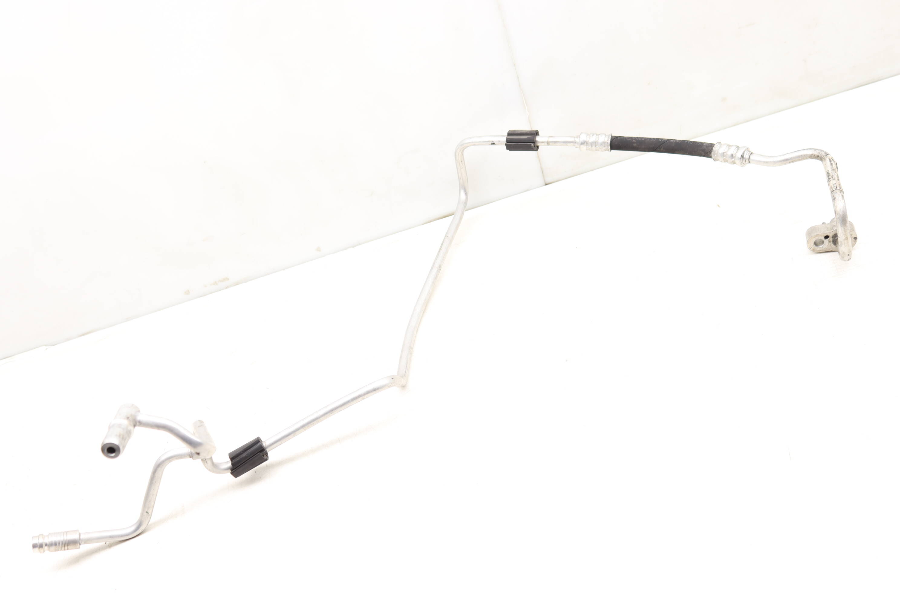 Porsche Ac Hose / Line / Pipe (Pressure) (Macan) 95B260710