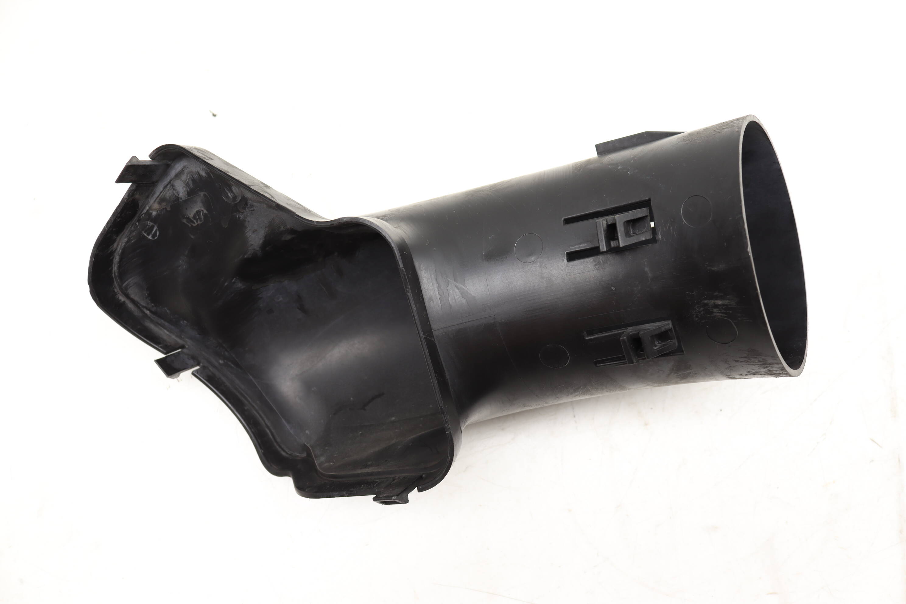 BMW Air Intake Duct (650i, M6, 645Ci) 13717521014