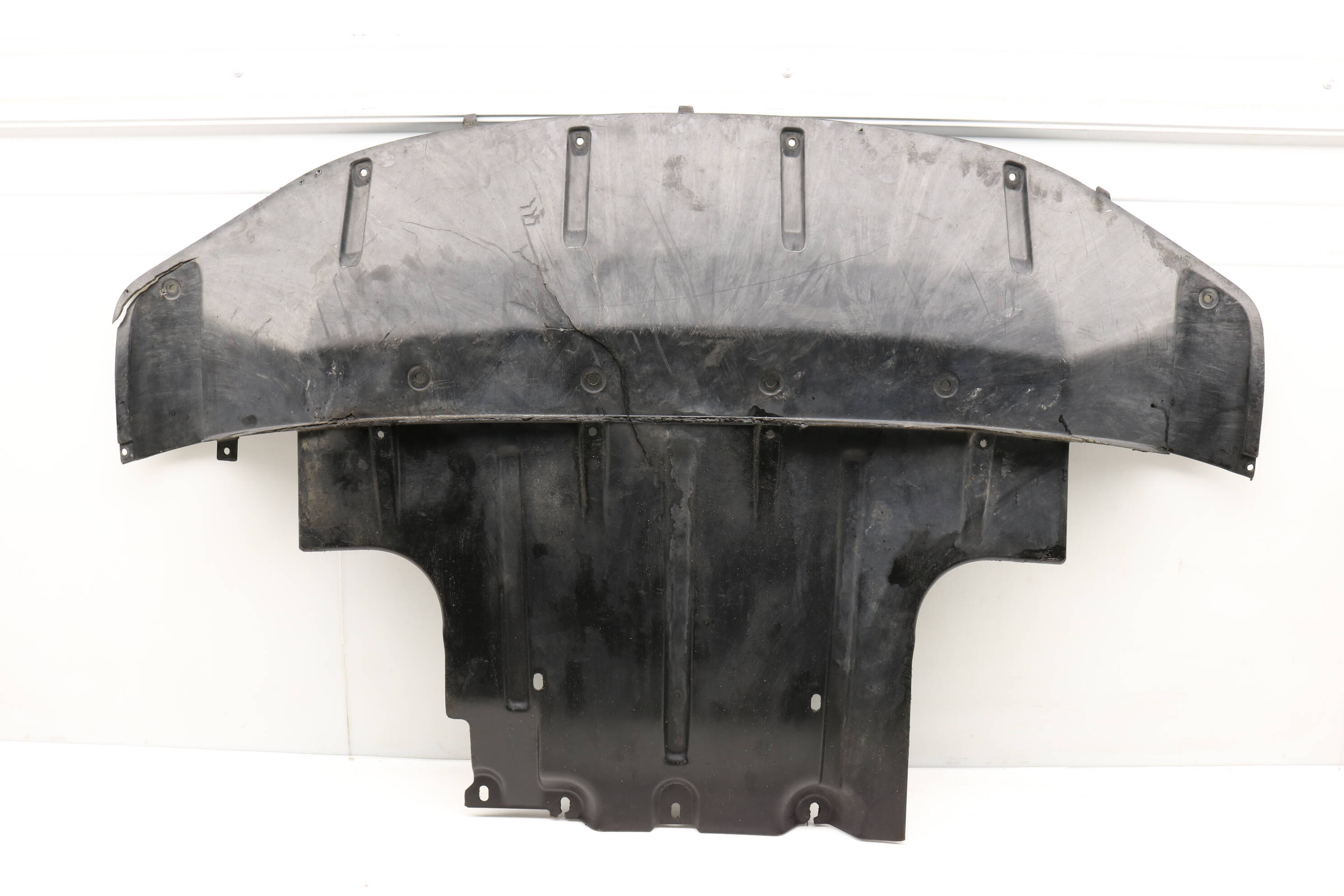 Audi Front Belly Pan / Skid Plate / Sound Baffle (Q7) 7L8825285
