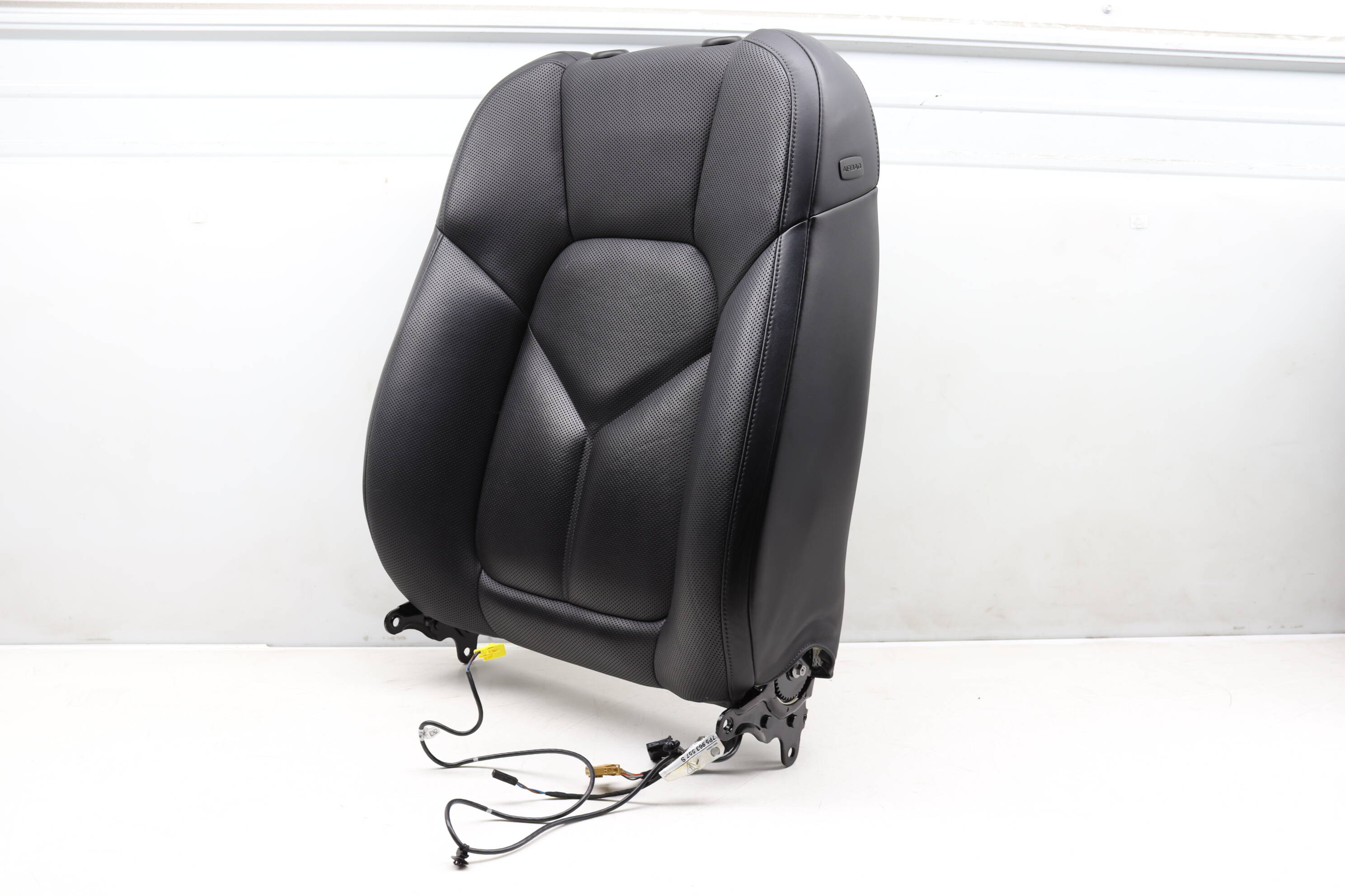 Porsche Upper Seat Backrest Cushion Assembly (Macan) 95B881805Q