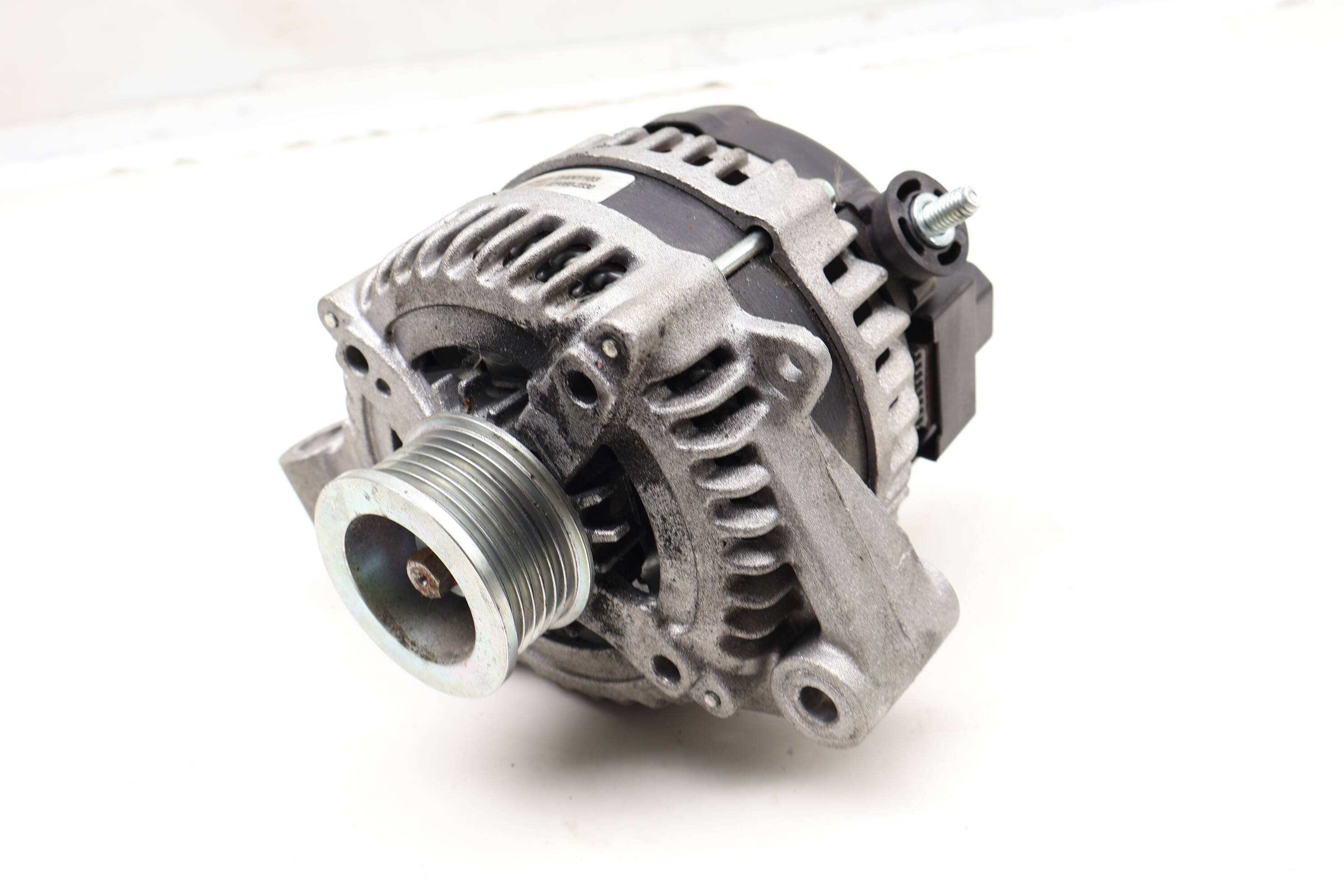 Land Rover Alternator (150 Amp) LR124471