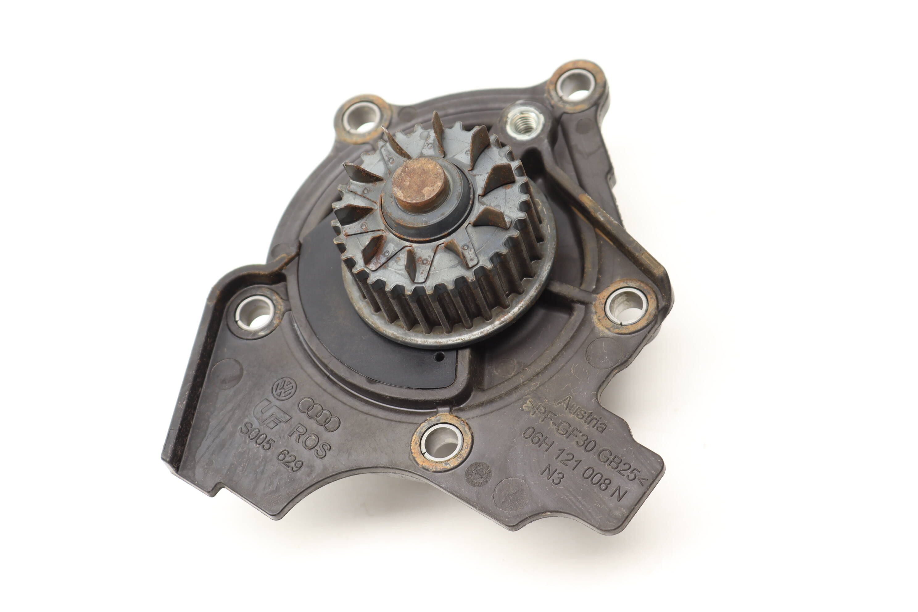 Audi Coolant / Water Pump 06H121008N