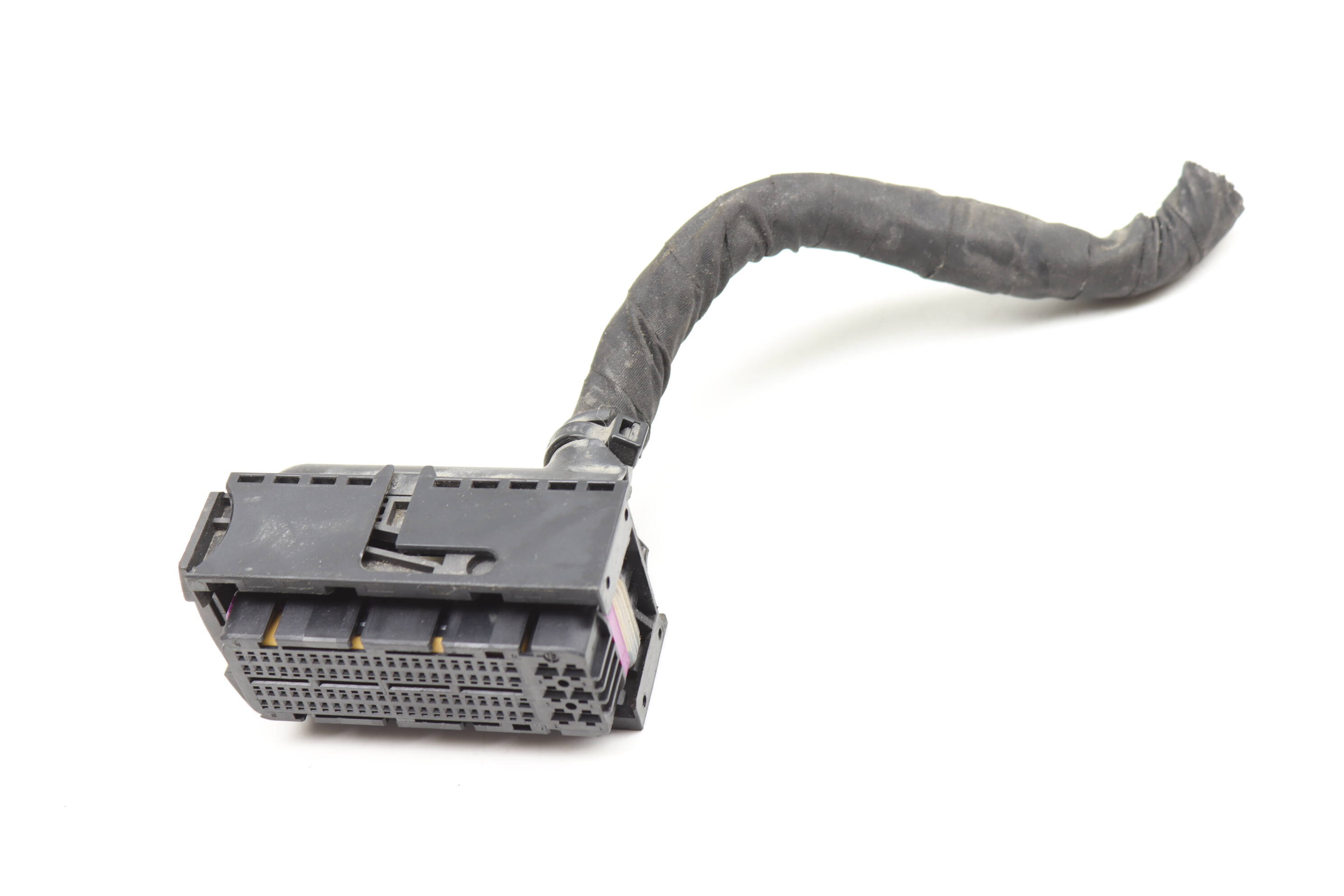 VW 94-Pin Engine Module / Ecu Wiring Harness Connector 3C0906385