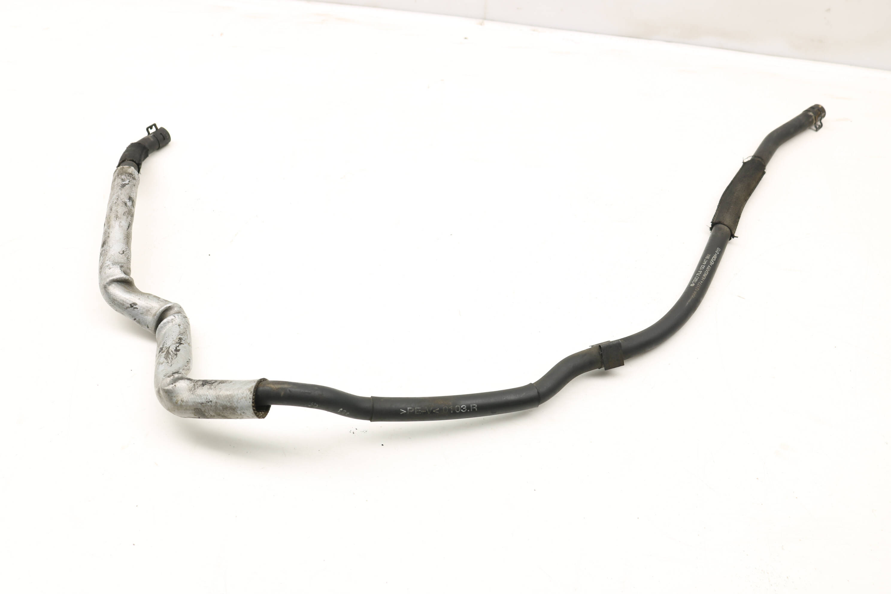 COOLANT RESERVOIR HOSE / LINE - AUDI Q7 VW TOUAREG - 7L6122447BM