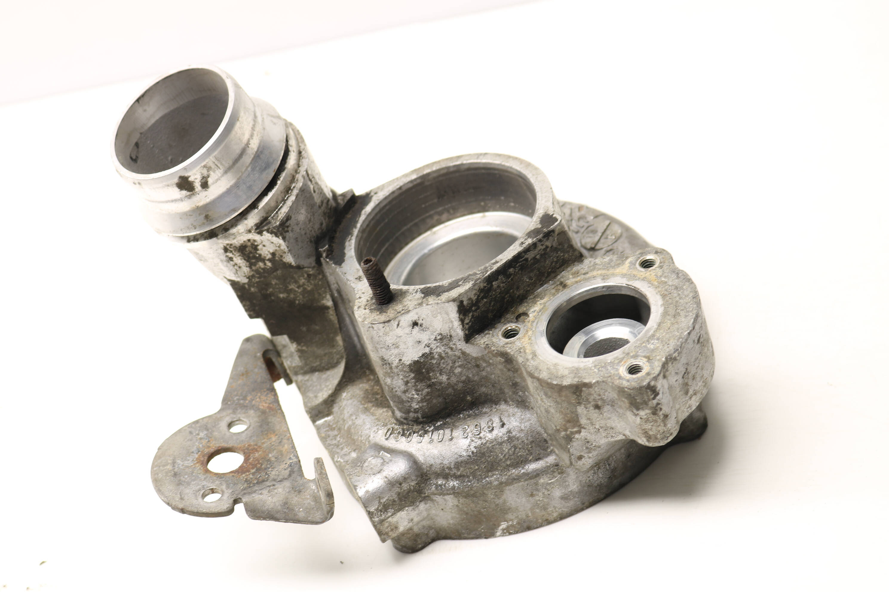 BMW Turbo / Turbocharger Housing 11654577236