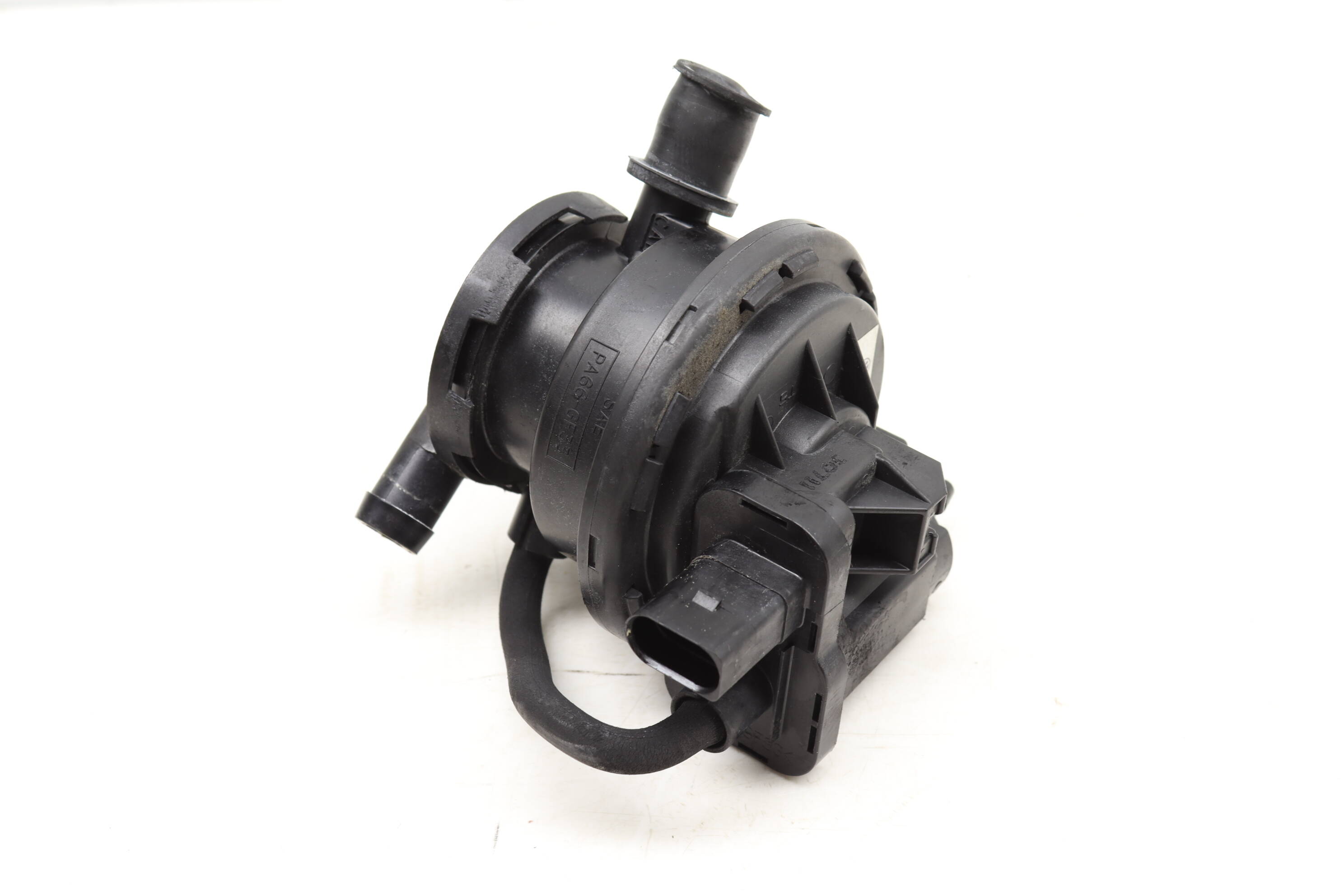 VW Charcoal / Fuel Vapor Canister (Touareg) 7L0201801L