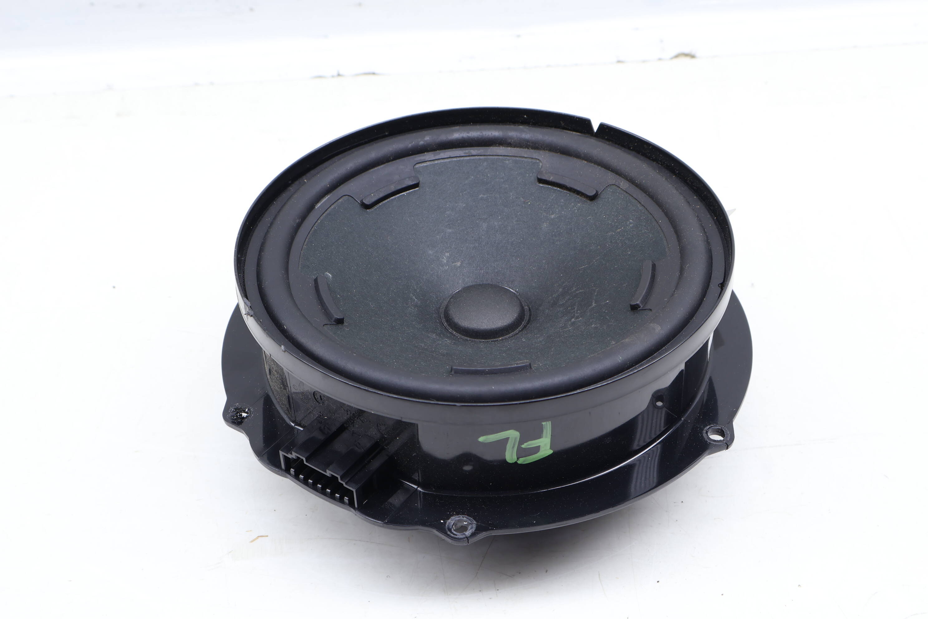 VW Front Door Speaker / Woofer 3CN035454