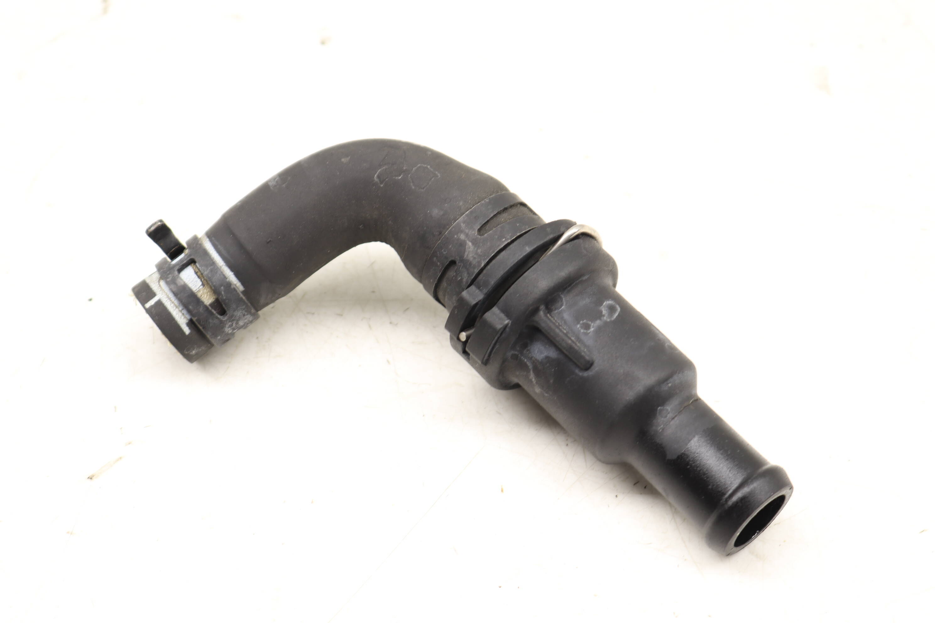 Audi Right Coolant Hose / Line 4G0121449E