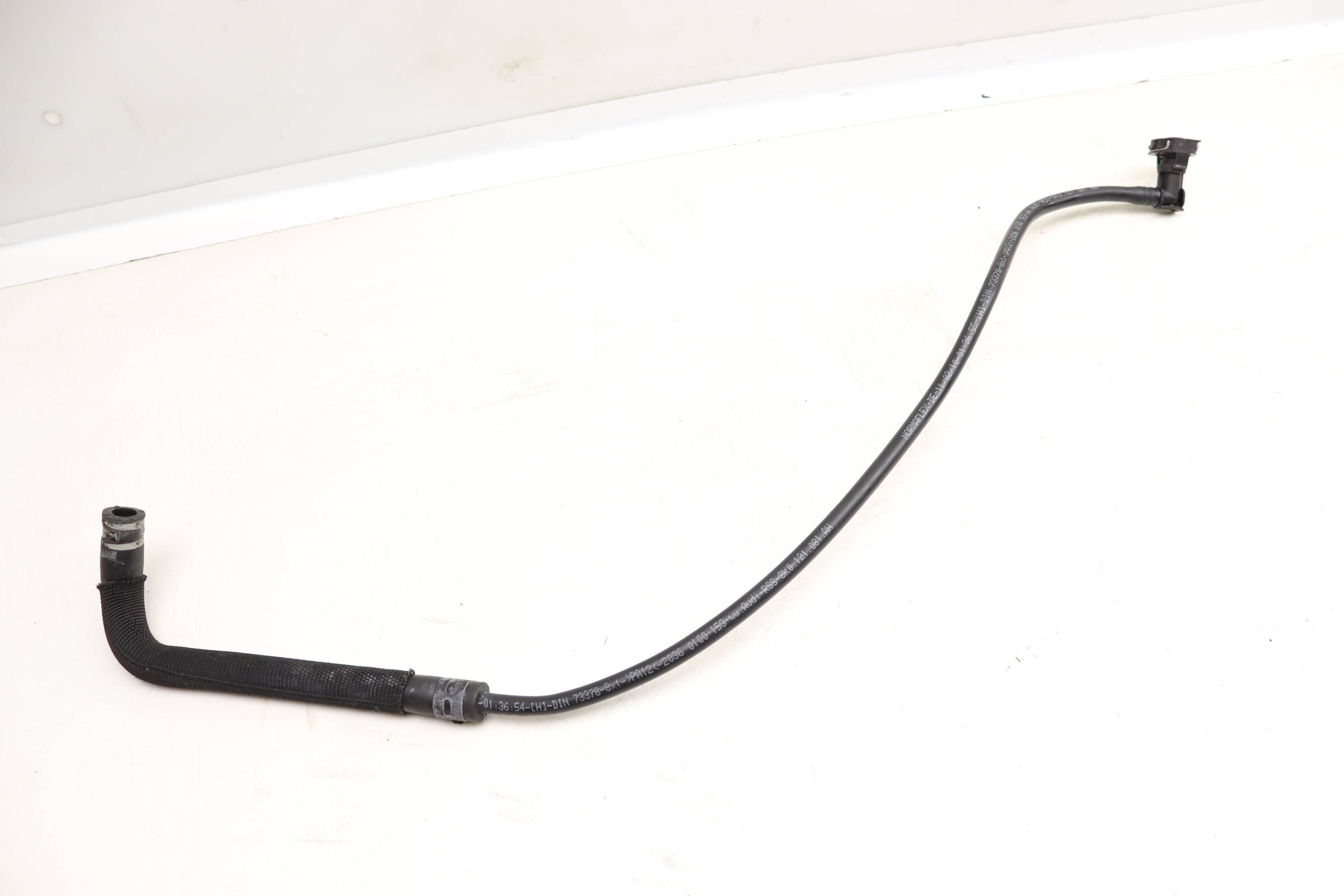 Audi Coolant Hose / Line 8K0121081AH