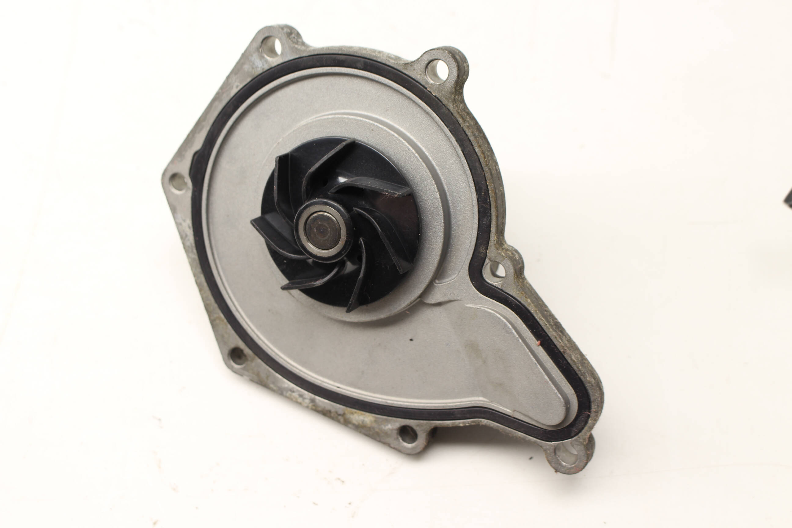 WATER / COOLANT PUMP - AUDI A4 A5 A6 Q5 - 06E121005G