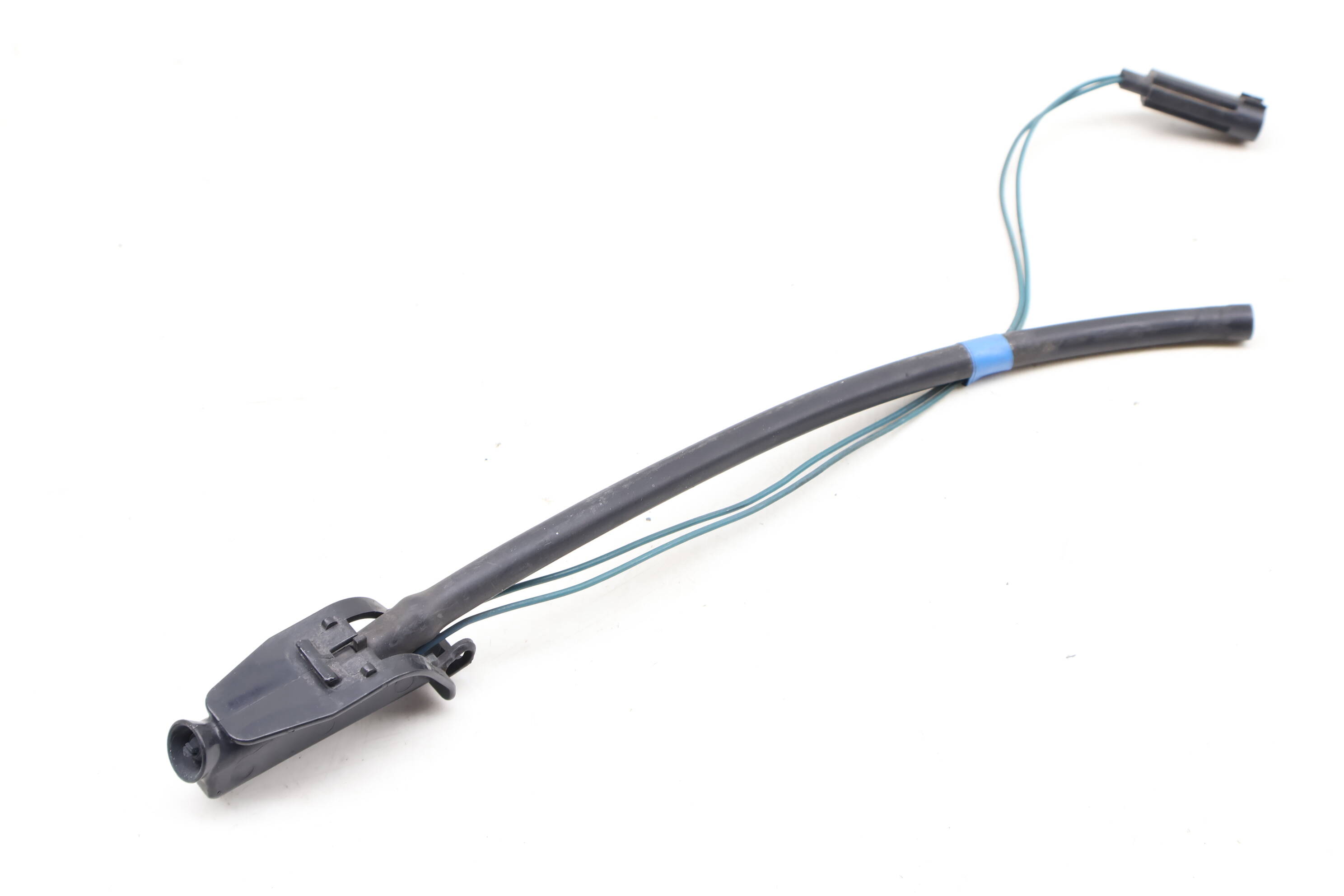 Land Rover Windshield Washer Sprayer Jet / Nozzle LR045321