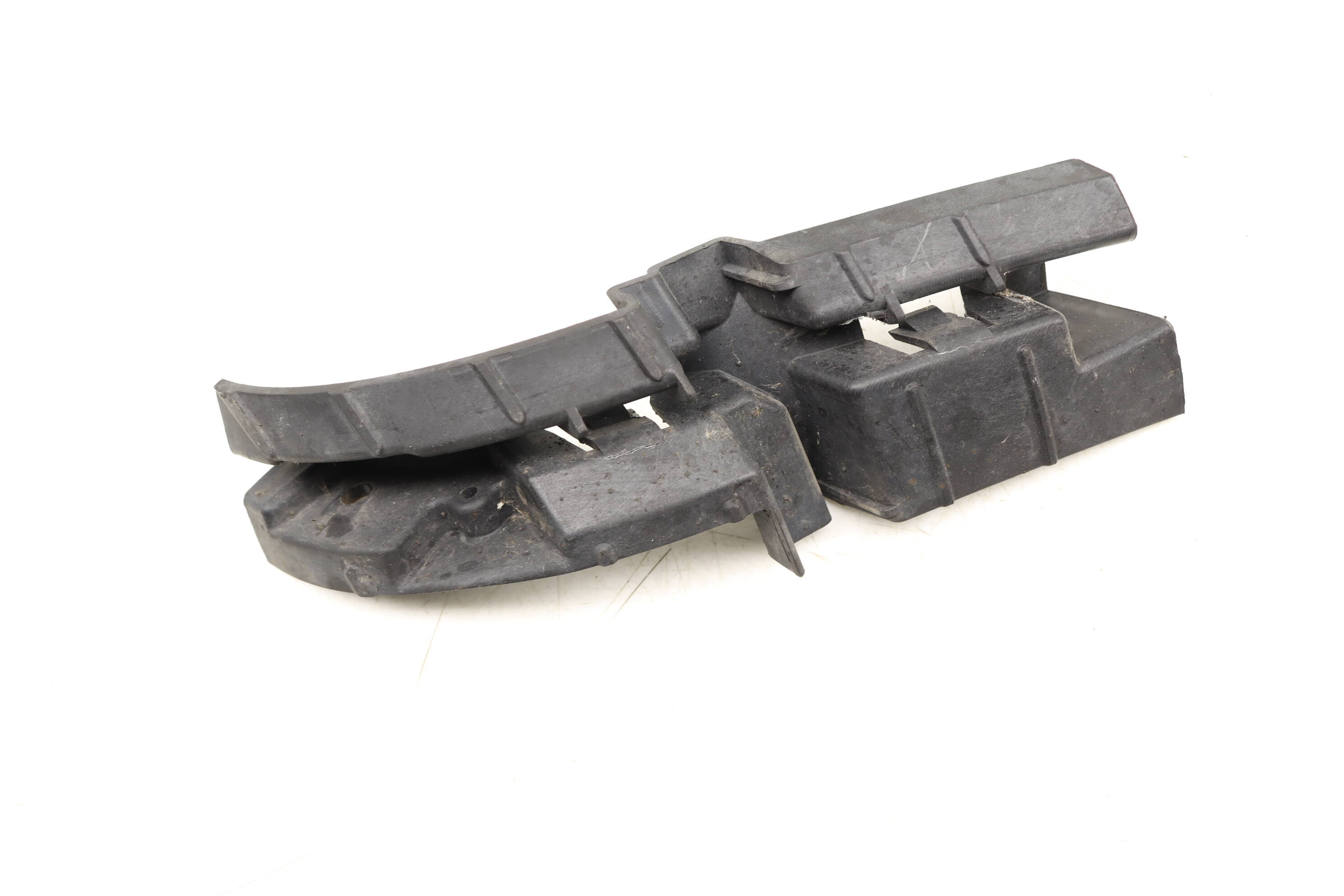 Audi Front Left Bumper Grille Mount / Bracket (Q5) 8R0807277