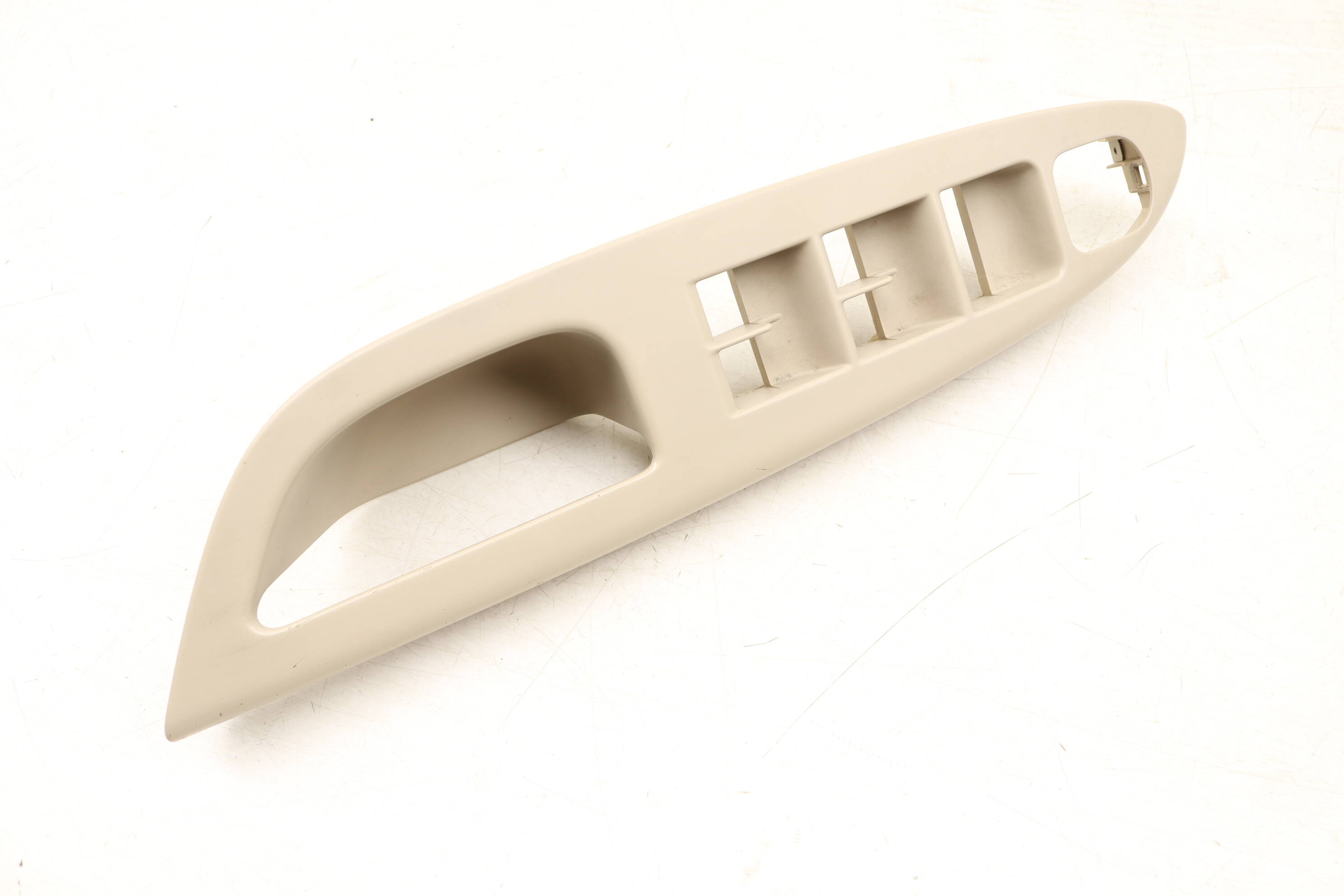 VW Front Left Door Panel Switch Trim (Eos) 1Q1867371C