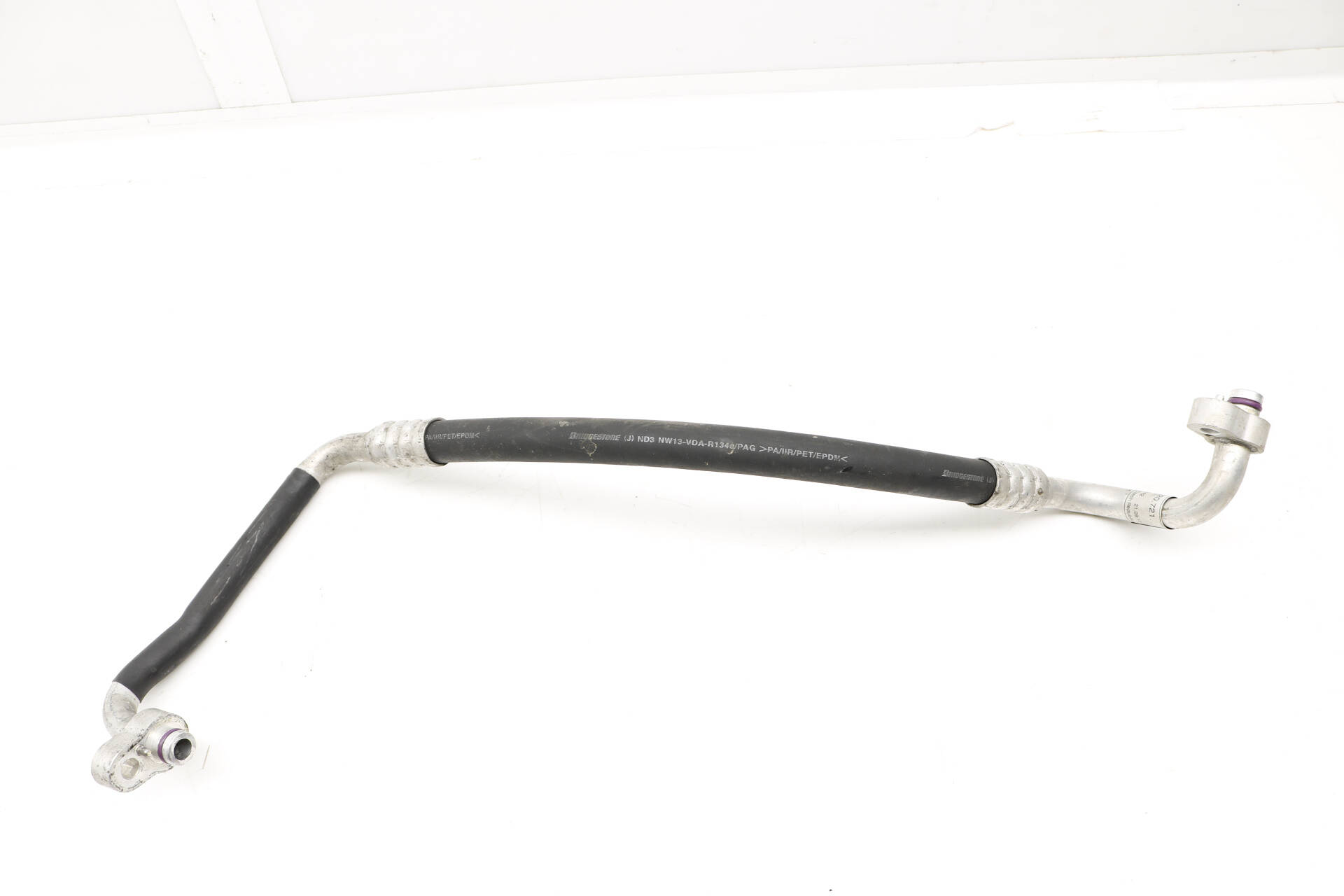 LOWER AC HOSE / LINE / PIPE (HIGH PRESSURE) - PORSCHE CAYENNE VW