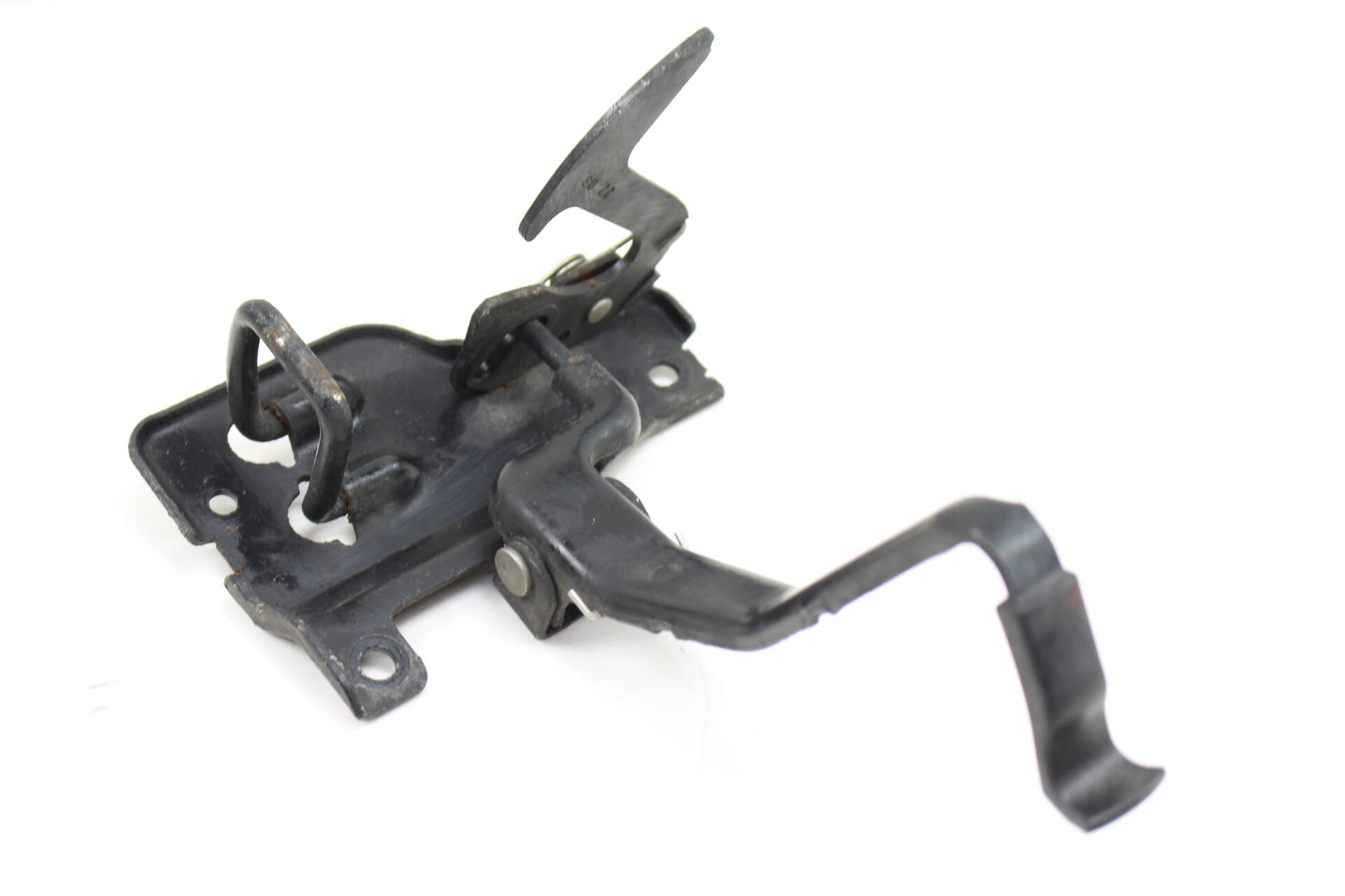 UPPER HOOD LATCH / LEVER - AUDI A4 - 8E0823480D