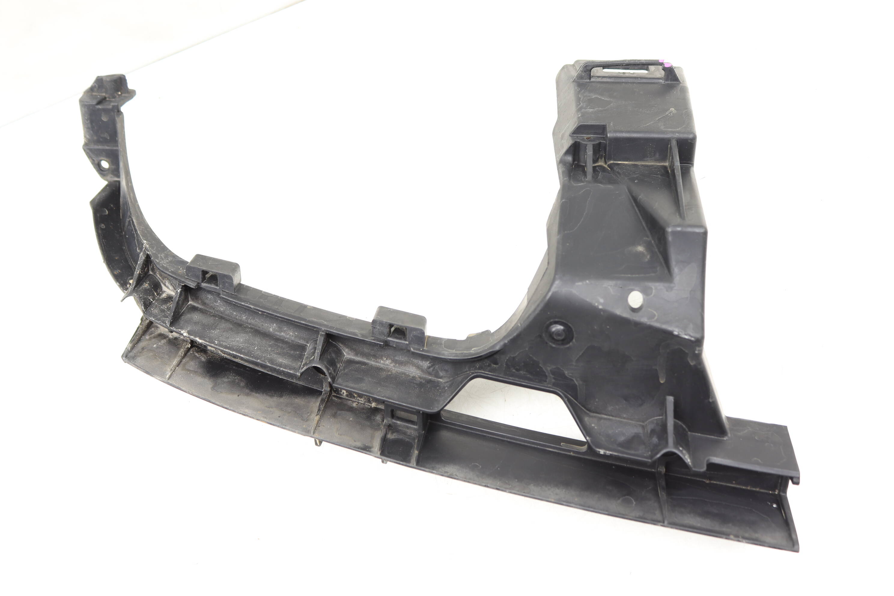 REAR RIGHT - BUMPER MOUNT BRACKET - AUDI A6 - 4G0807364B