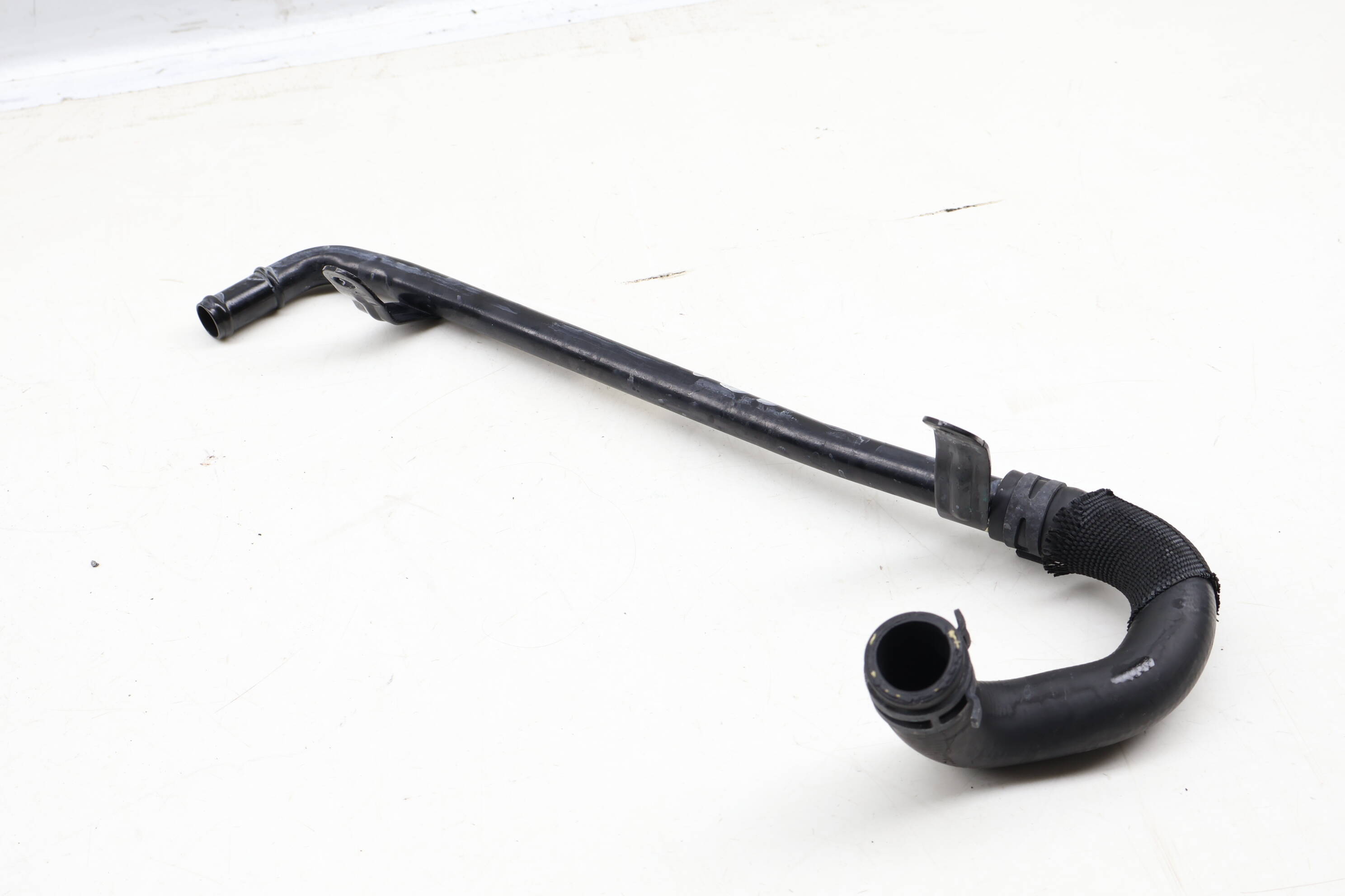 Audi Right Coolant Pipe / Tube / Line 5Q0121070AP