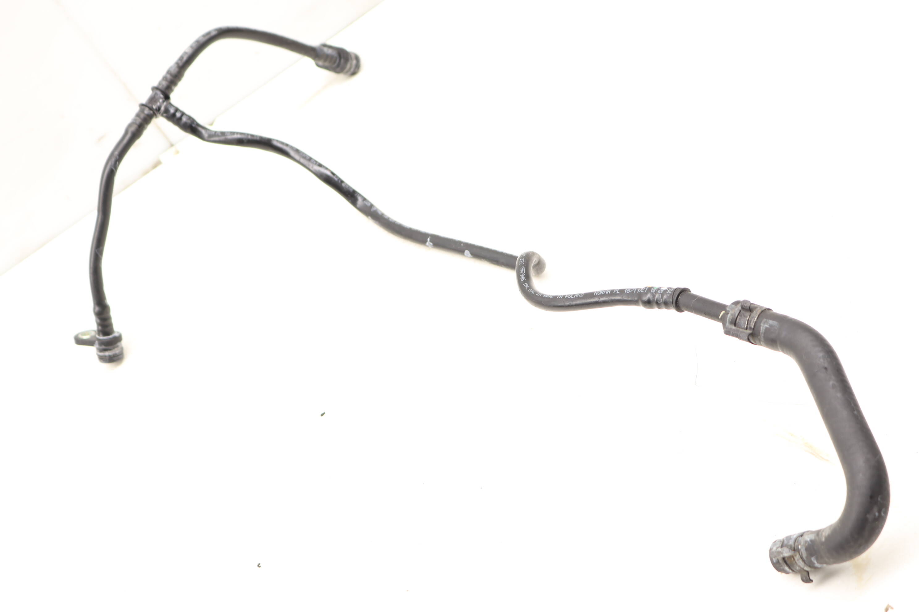 Porsche Engine Breather Hose / Line 94610602660