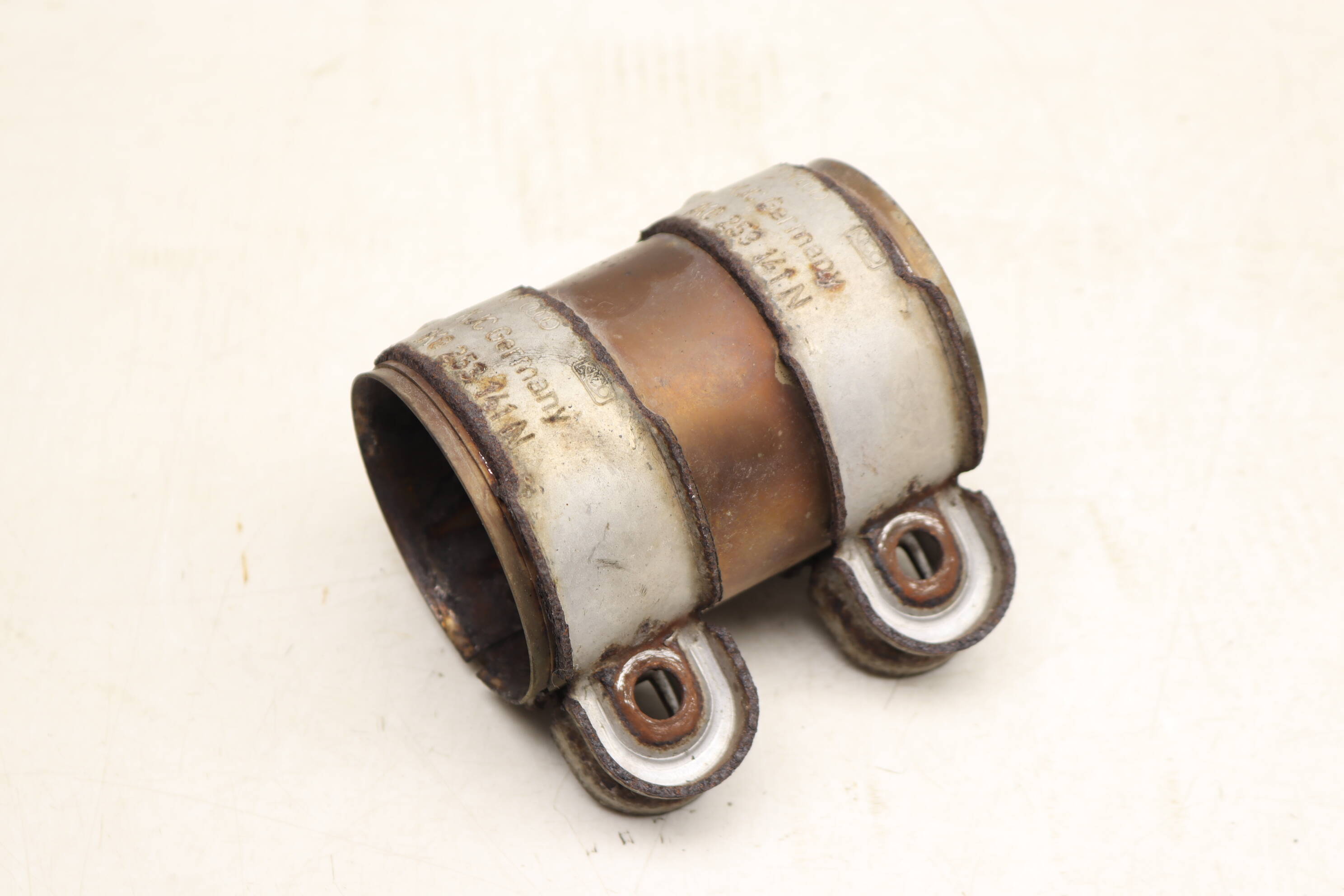 OEM Used Volkswagen Tiguan Fasteners | Clips | Bolts Parts