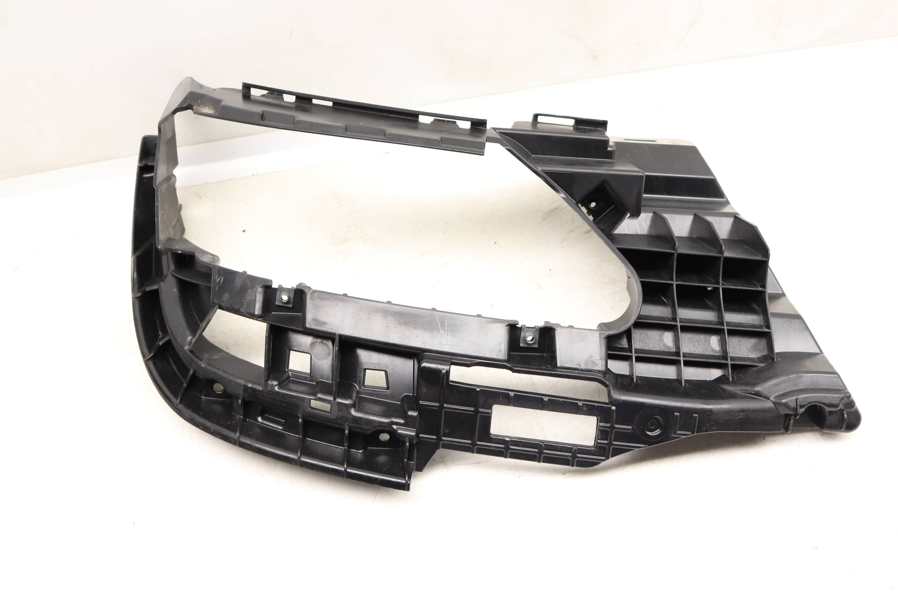 Audi Rear Bumper Cover (A4, S4, A4 Quattro) 8W5807067F