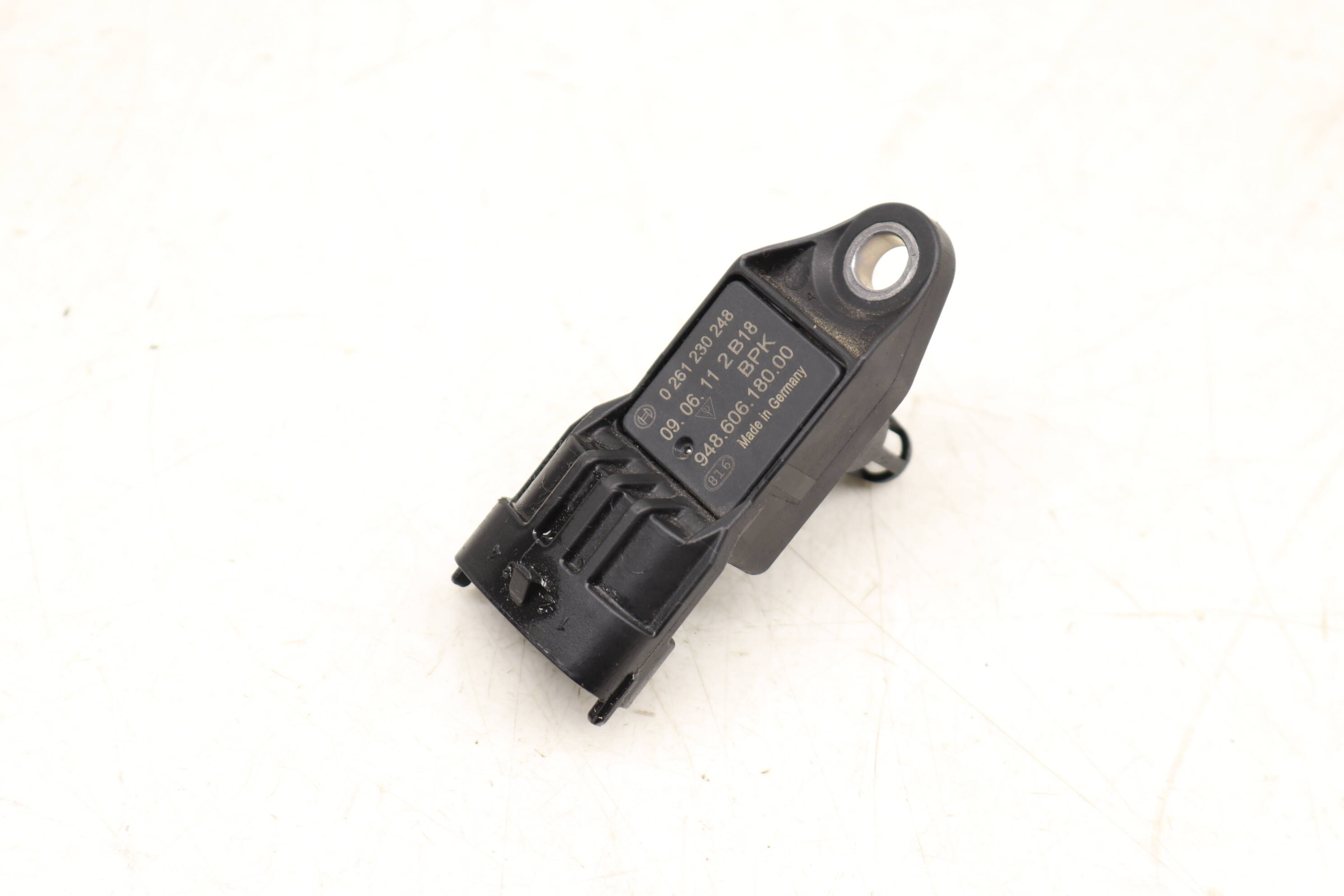 Porsche Map / Intake Manifold Pressure Sensor 94860618000
