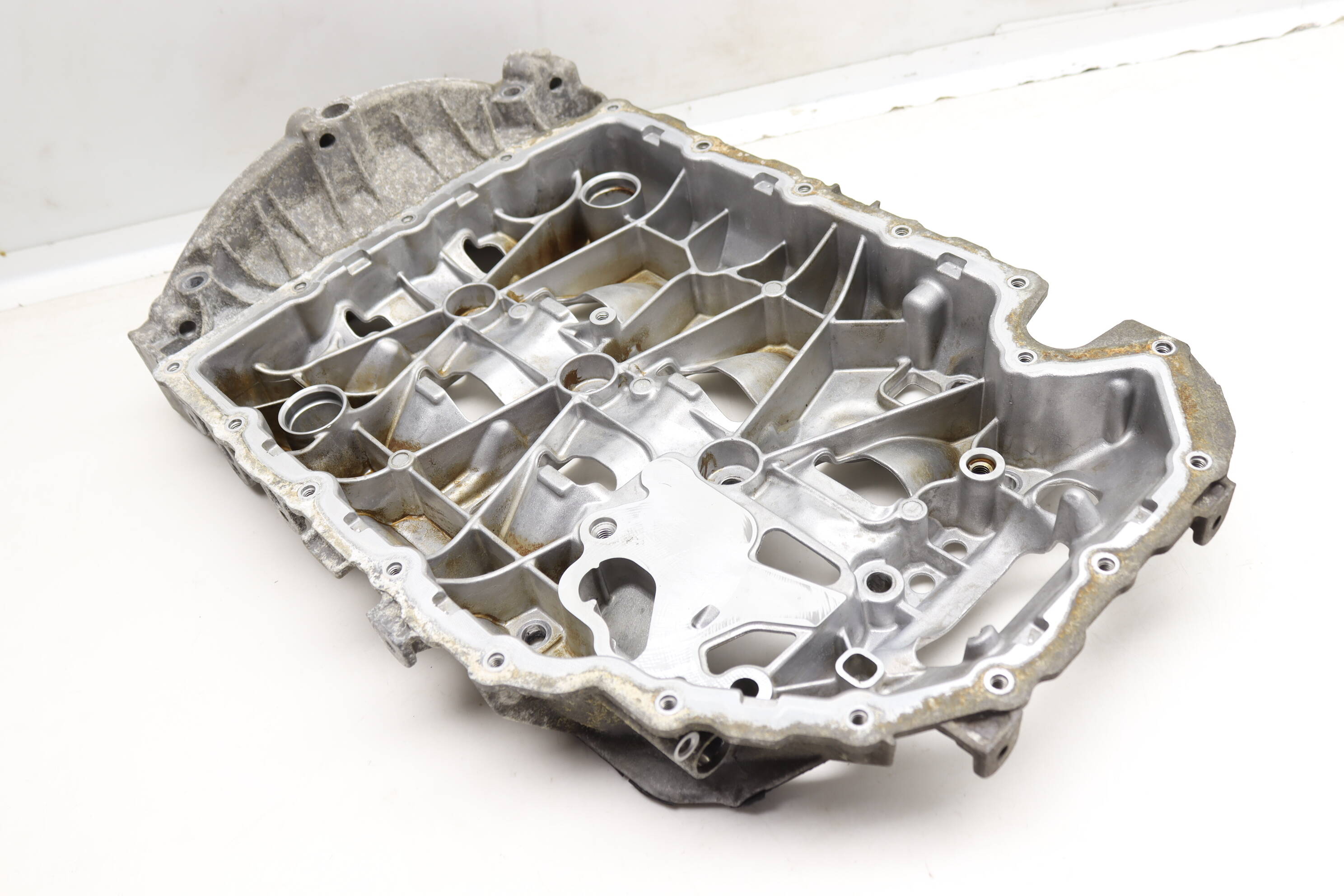 VW Upper Engine Oil Pan / Sump 06K103603CT