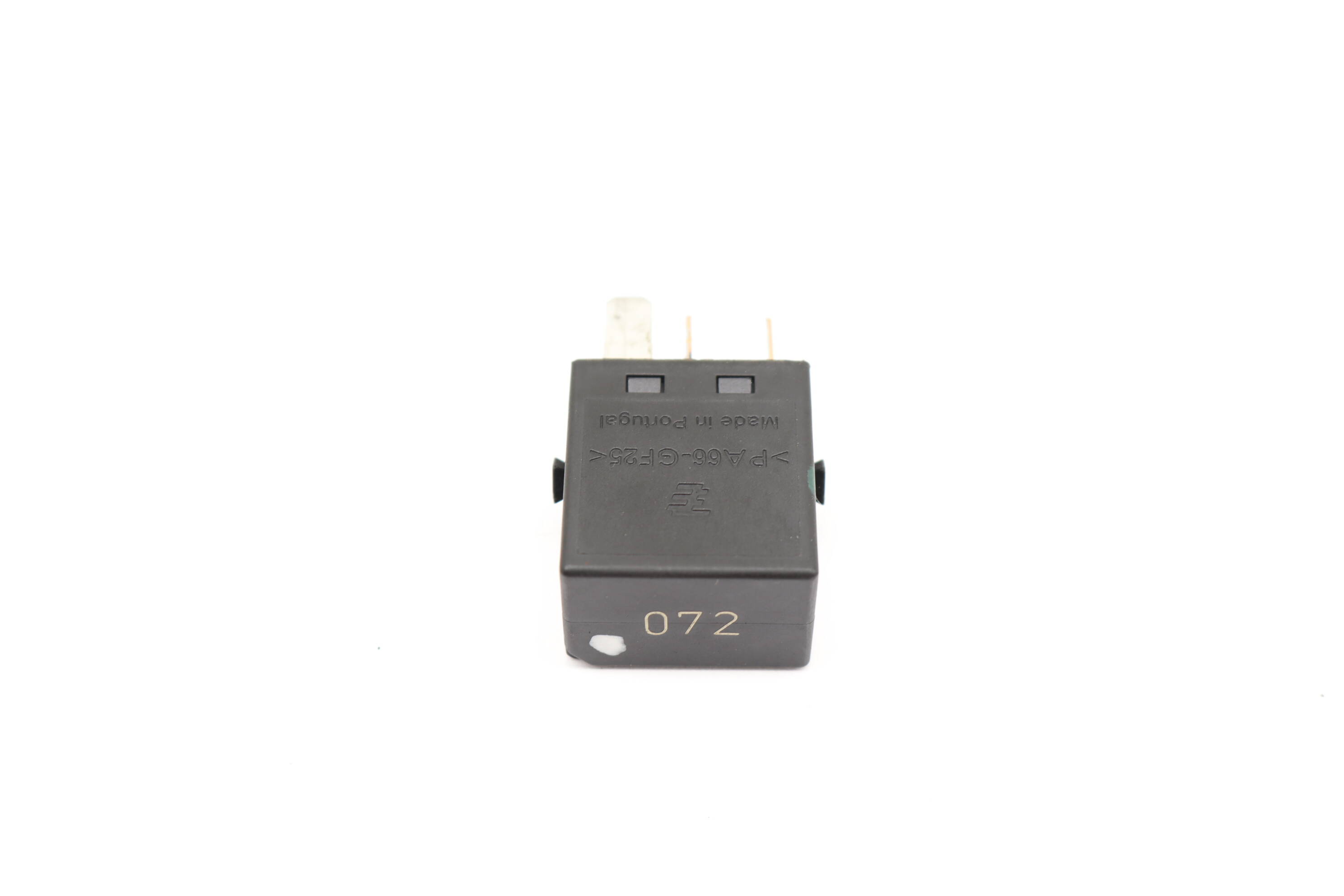 Mercedes-Benz Relay 0025429219